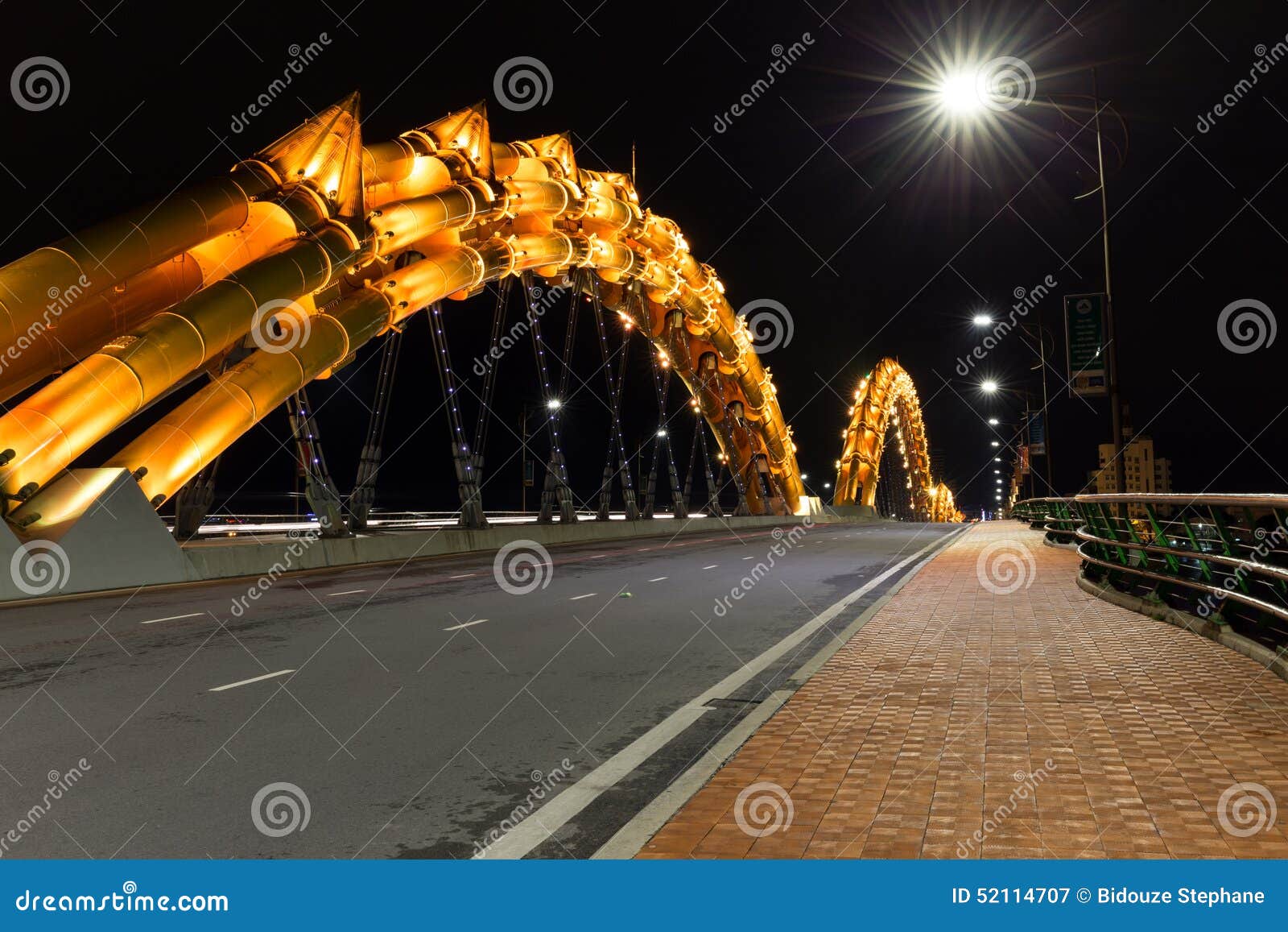 The dragon bridge stock image. Image of street, night - 52114707