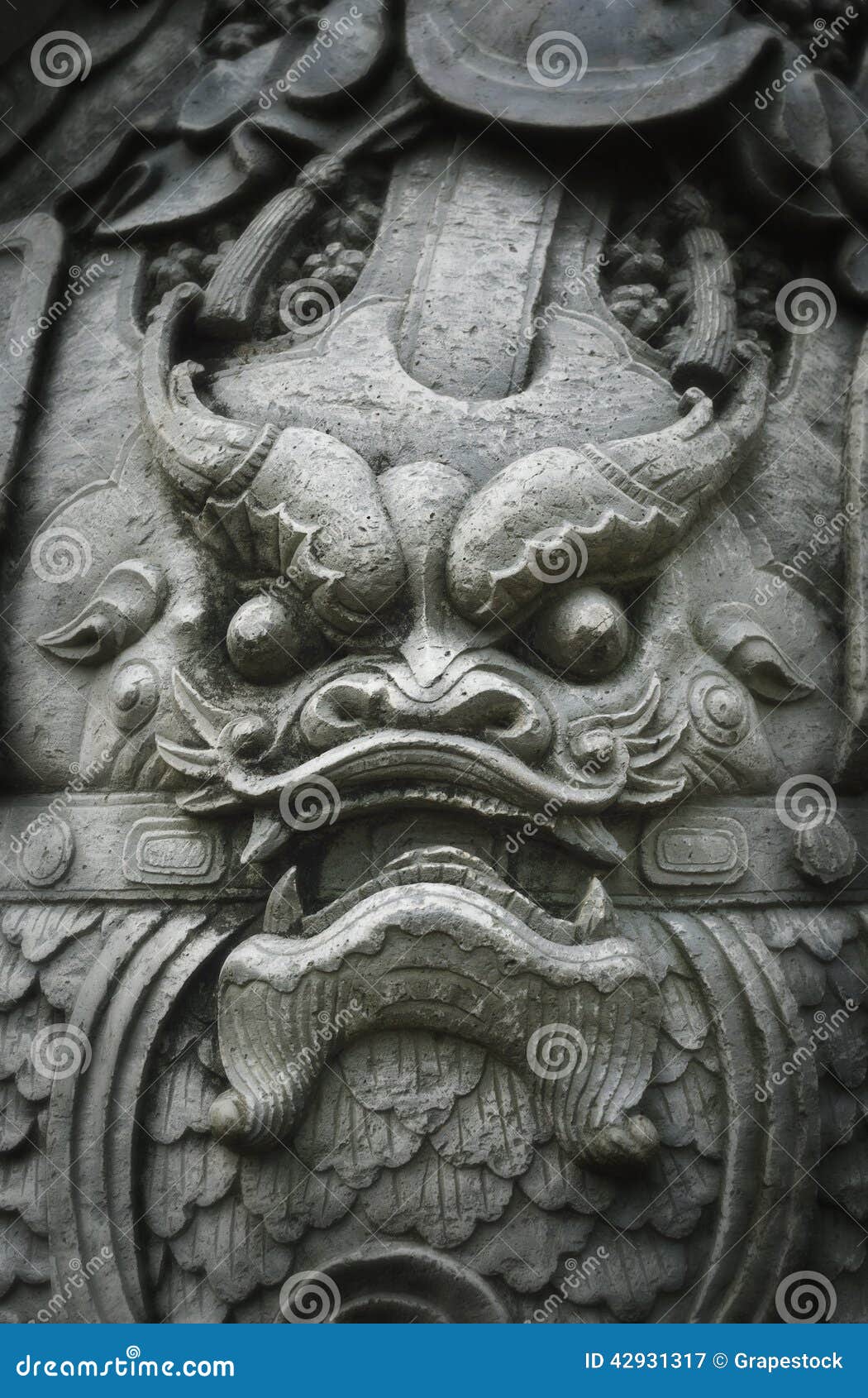 Dragon face statue stock image. Image of statue, religion - 42931317