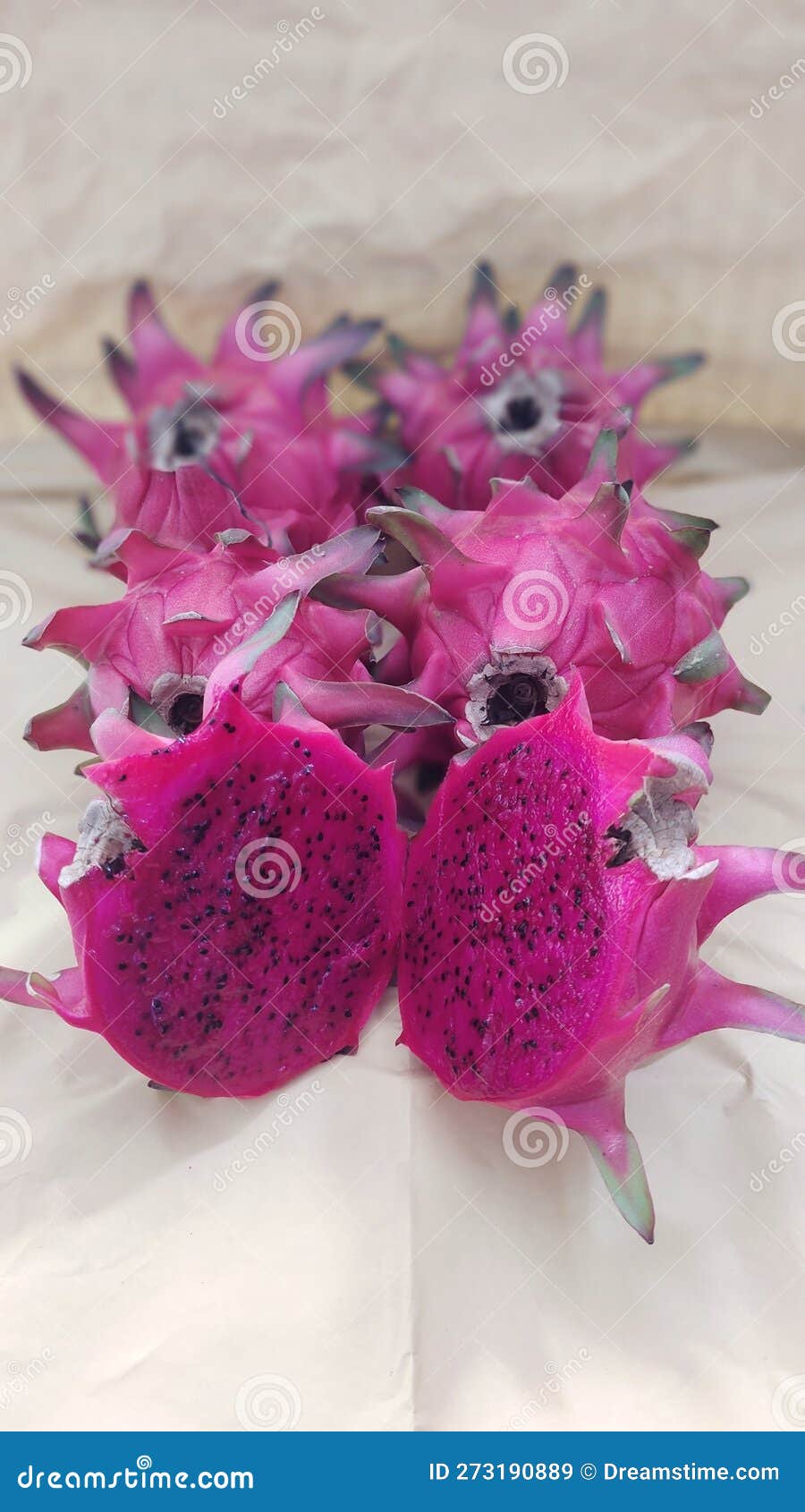 Dragon fruit / buah naga stock image. Image of naga - 273190889