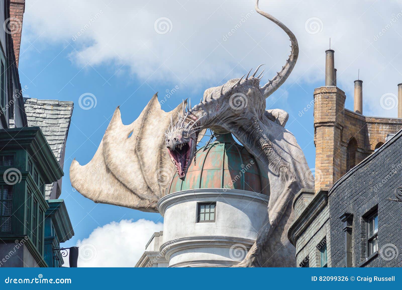 Dragon Gringotts Bank foto editorial. Imagen de hospitalidad - 82099326