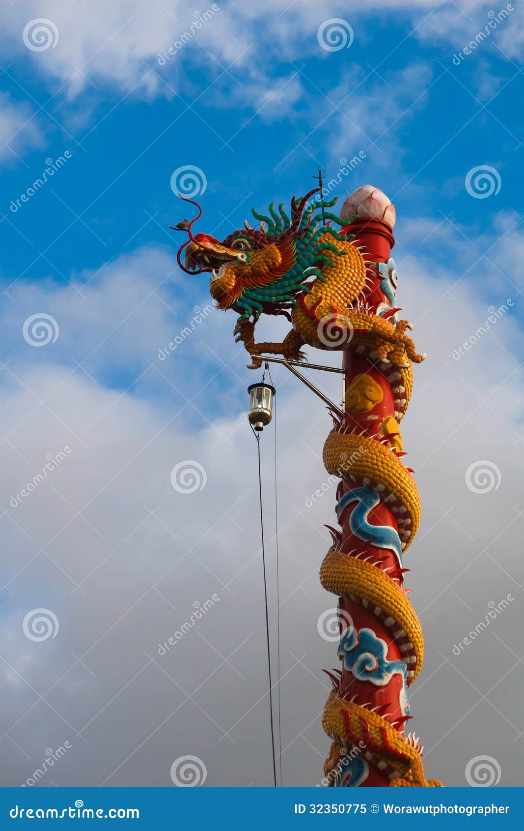 Dragon pillars. stock image. Image of east, culture, gold - 32350775