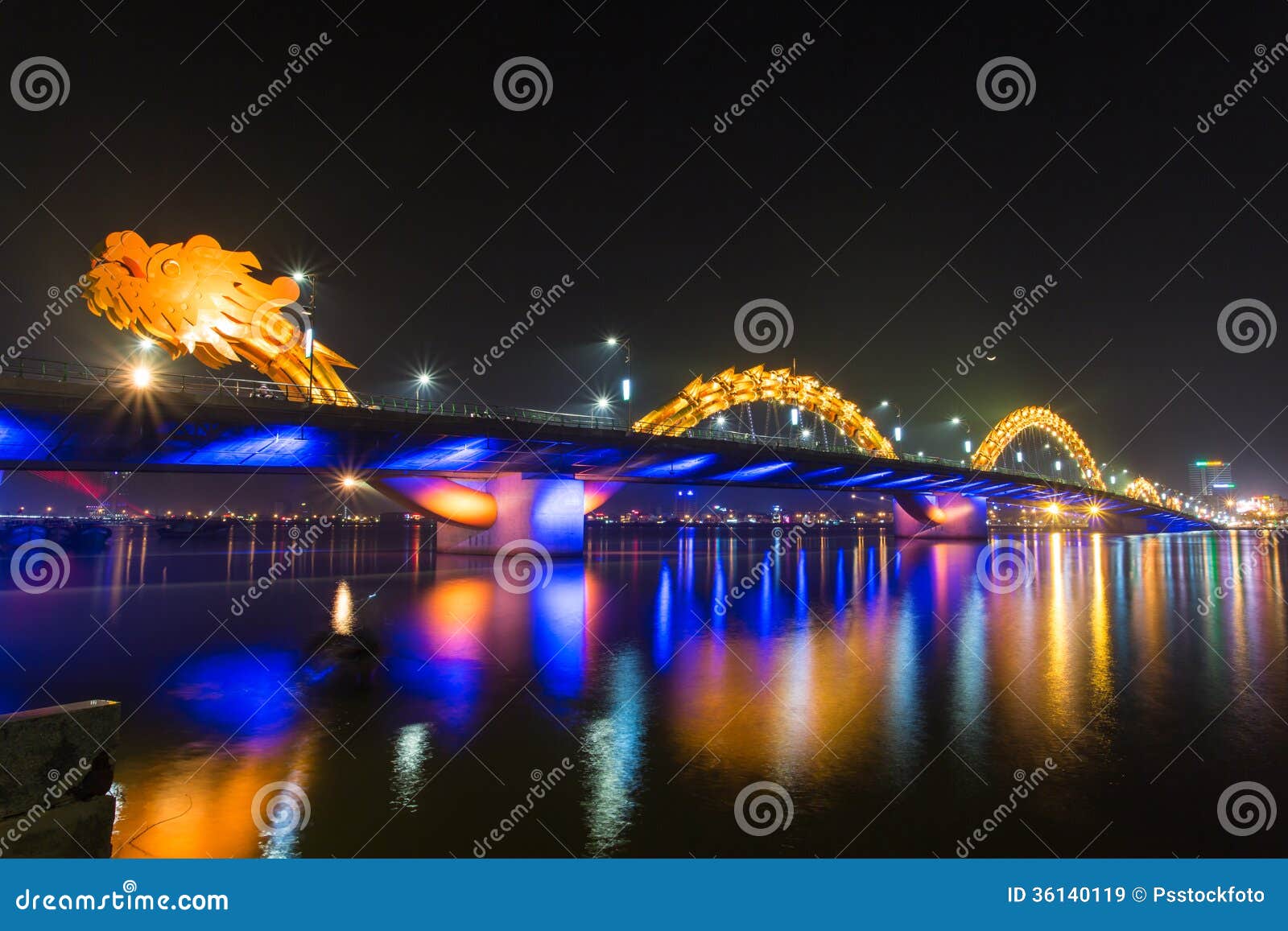 Dragon River Bridge image stock. Image du dragon, ville - 36140119