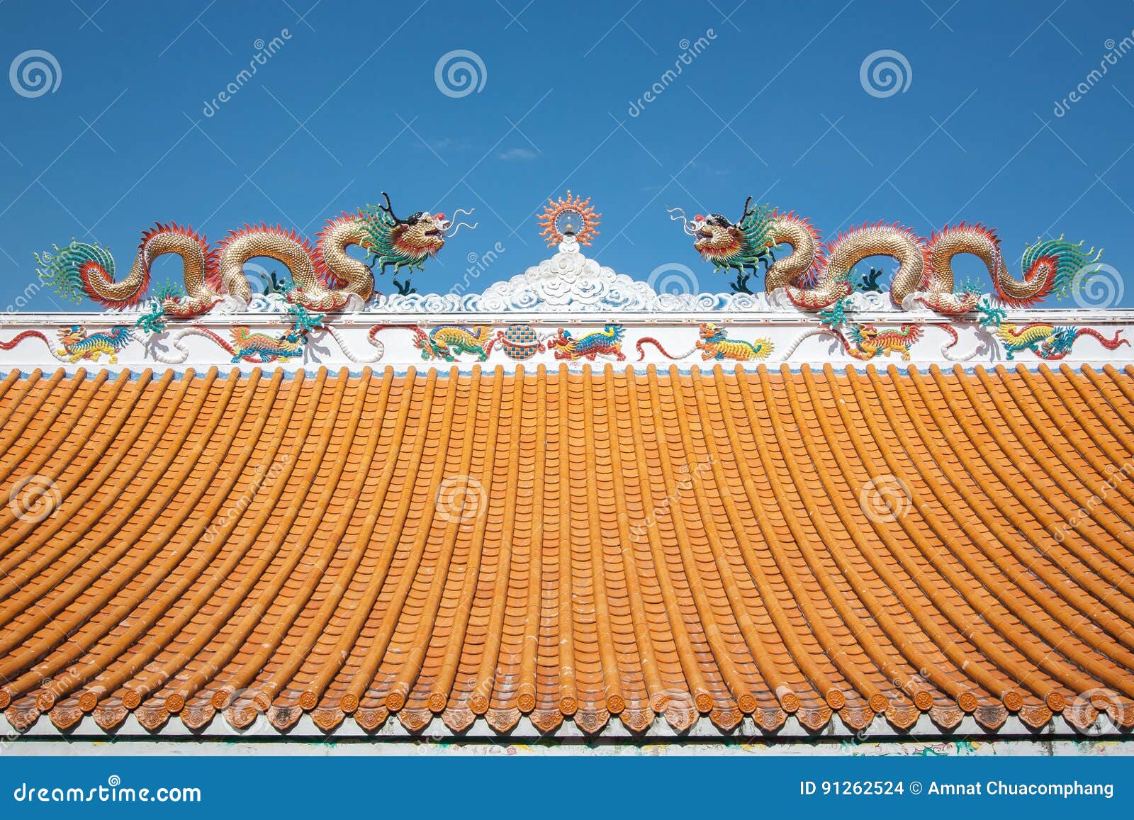 Double Dragon Temple Roof Stock Photos - Free & Royalty-Free Stock ...