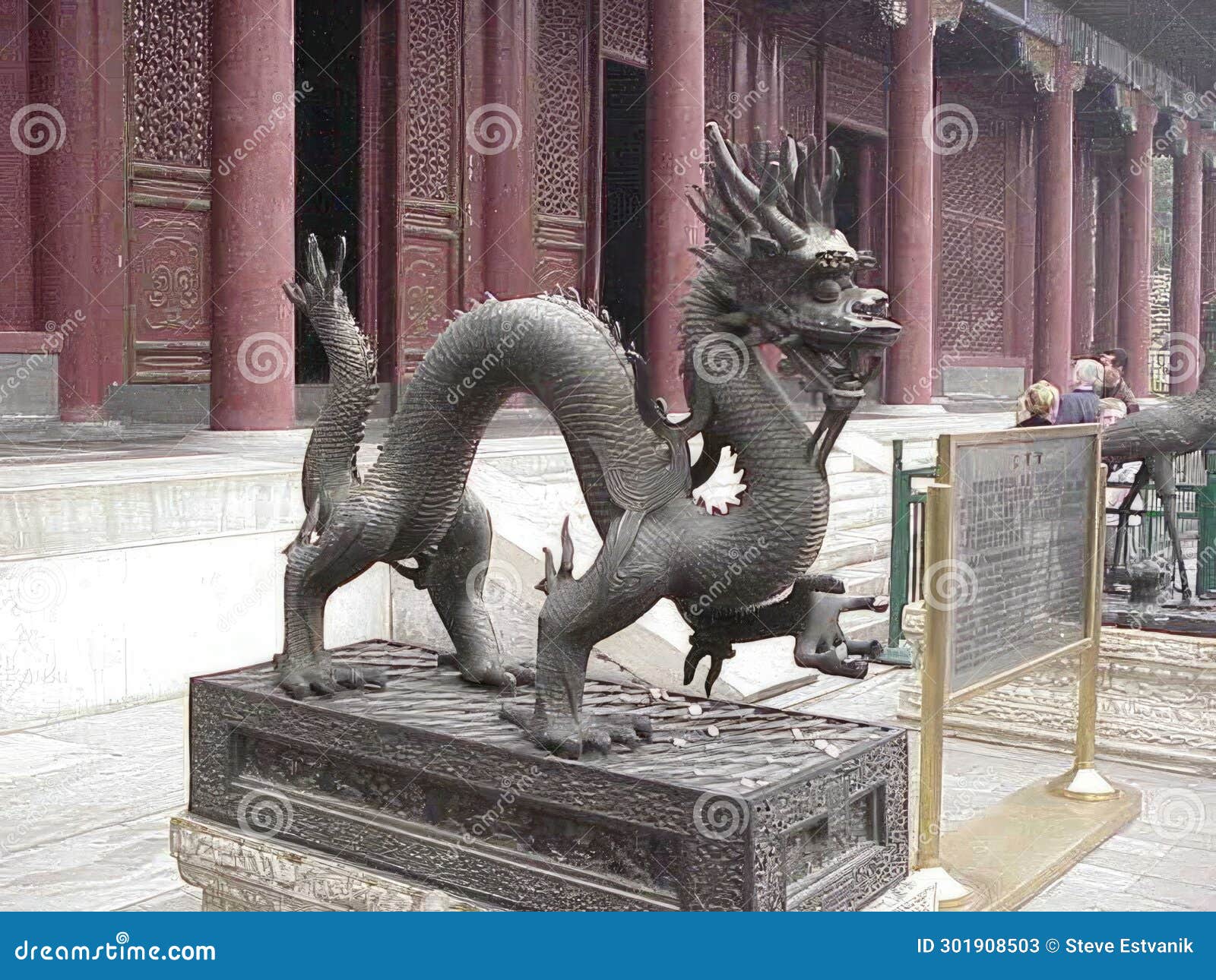 Dragon Sculptures in the Summer Palace, Beijing Editorial Stock Photo ...