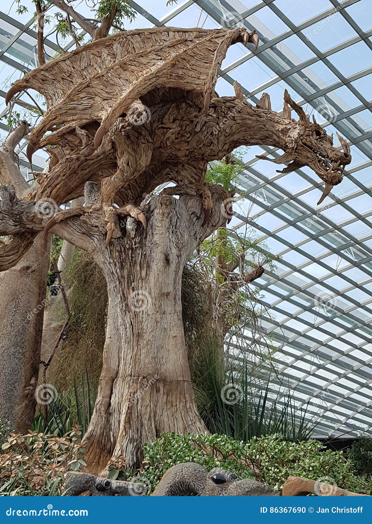 Dragon in tree, Singapore stock photo. Image of tree - 86367690