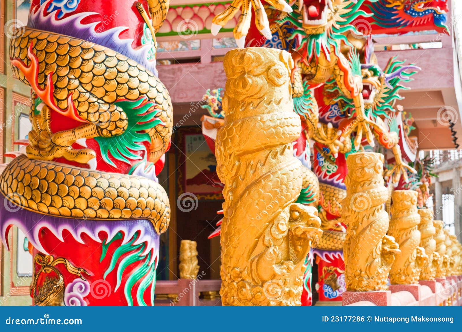 Dragon Wrapped Around the Pole Stock Photo - Image of golden, serenity ...