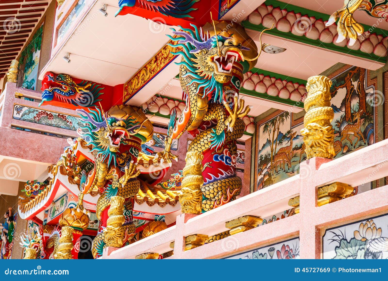 Dragons in chinese temple stock image. Image of chinese - 45727669