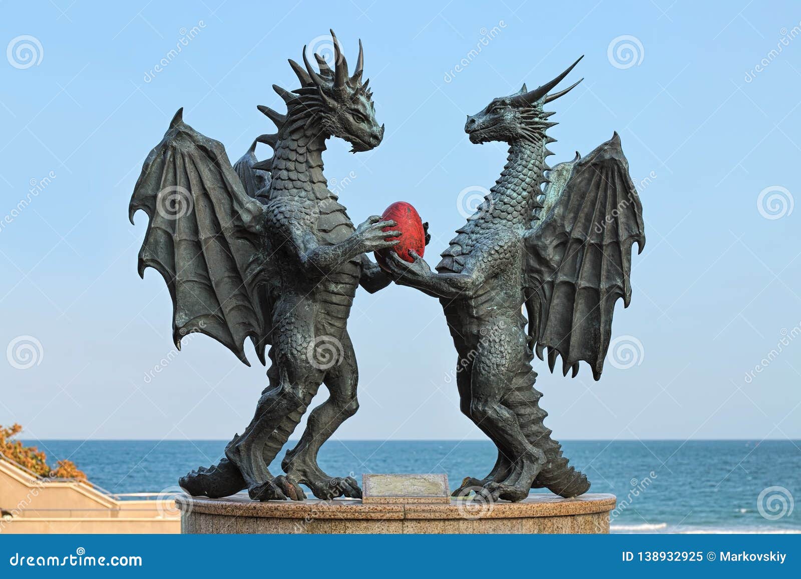 Dragons in Love Sculpture in Varna, Bulgaria Editorial Image - Image of ... Dragons in Love Sculpture in Varna, Bulgaria Editorial Image - Image of ...