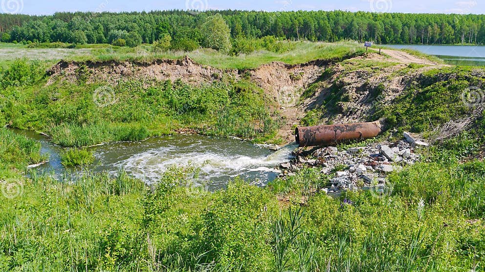 Drain pipe from dam stock image. Image of drainpipe, lake - 72905371