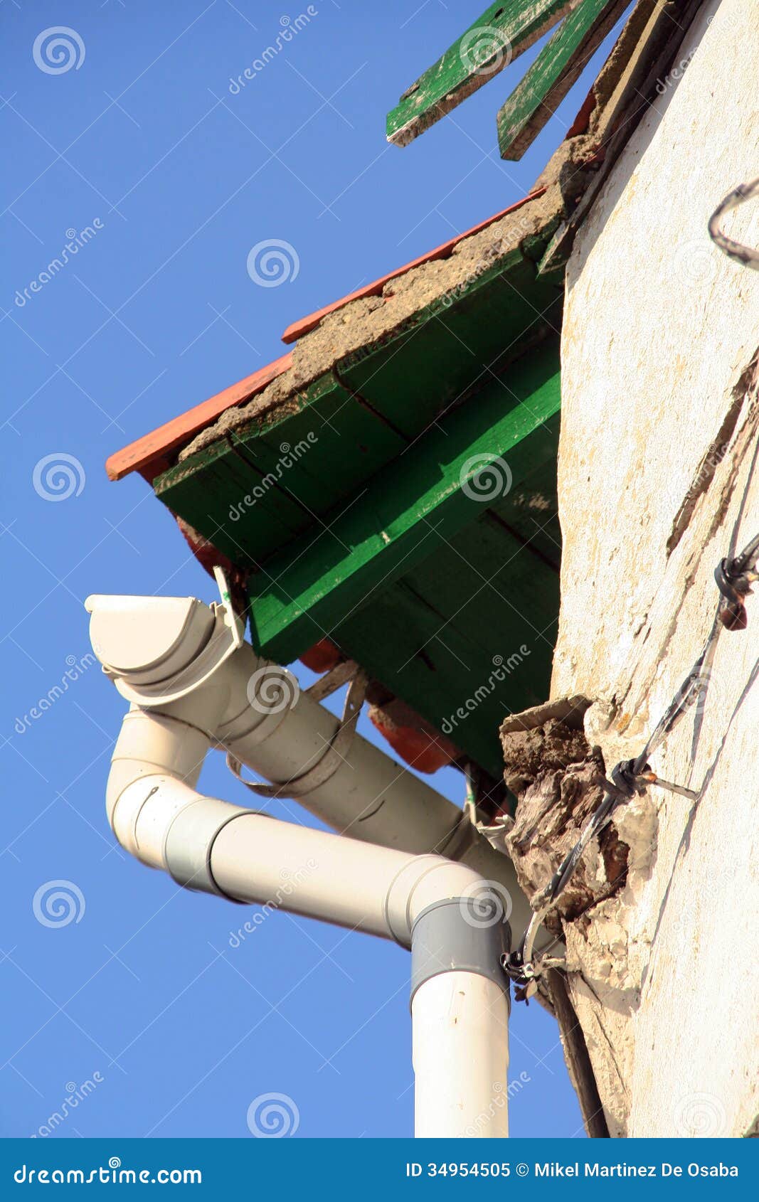 Drain Pipe for Rain Drainage Stock Image - Image of drainpipe, exterior ...