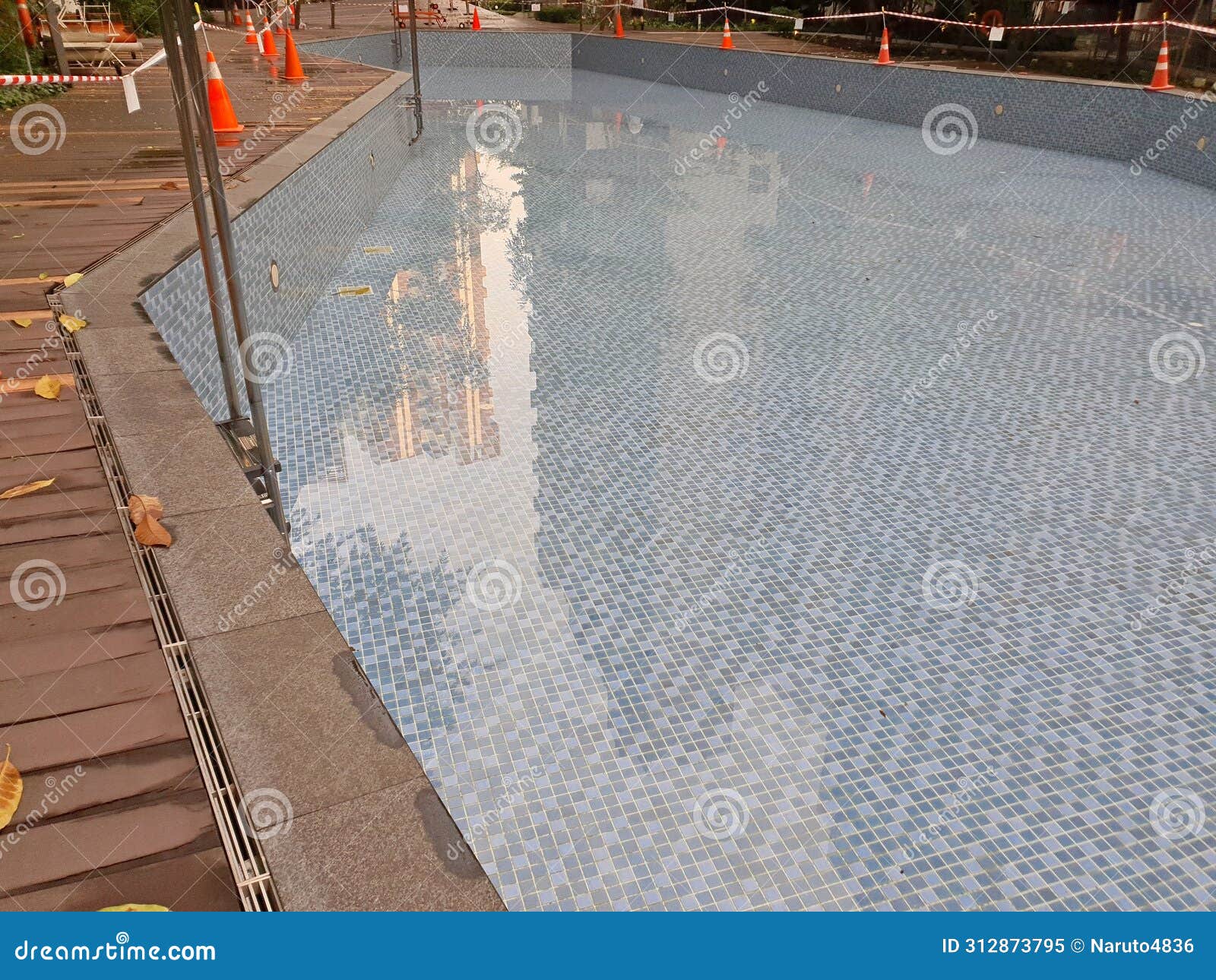 Drained swimming pool stock image. Image of signage - 312873795