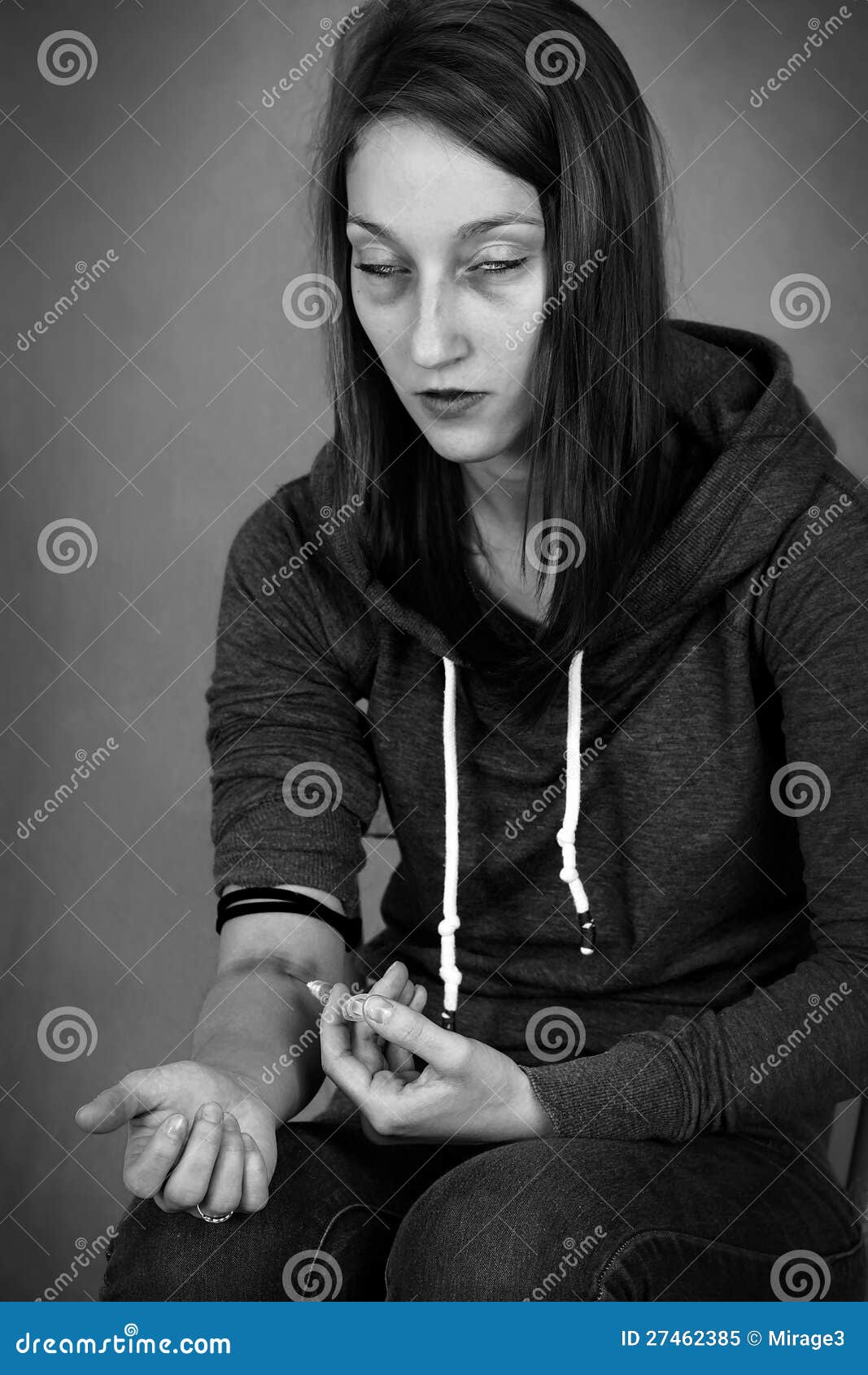 Dramatic B&W of Female Junkie Stock Image - Image of addict, illegal ...