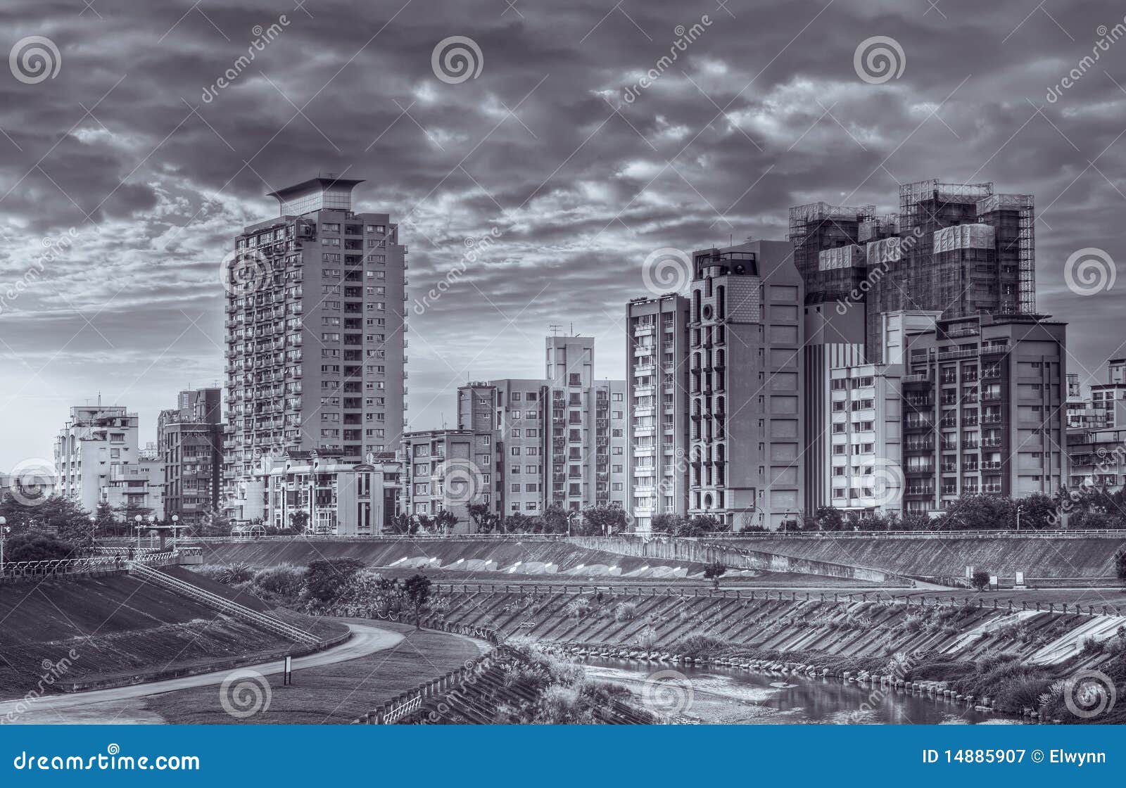 Dramatic cityscape stock image. Image of building, majestic - 14885907