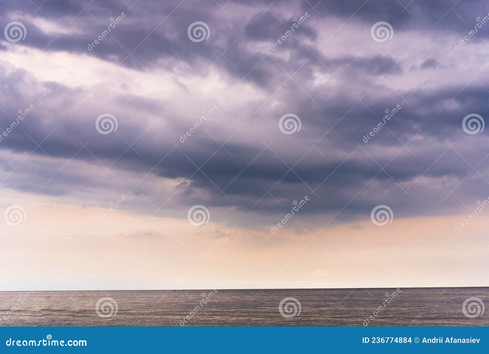 Dramatic Cloud Sky Background Heawy Rainy Clouds Beautiful Cloudscape ...
