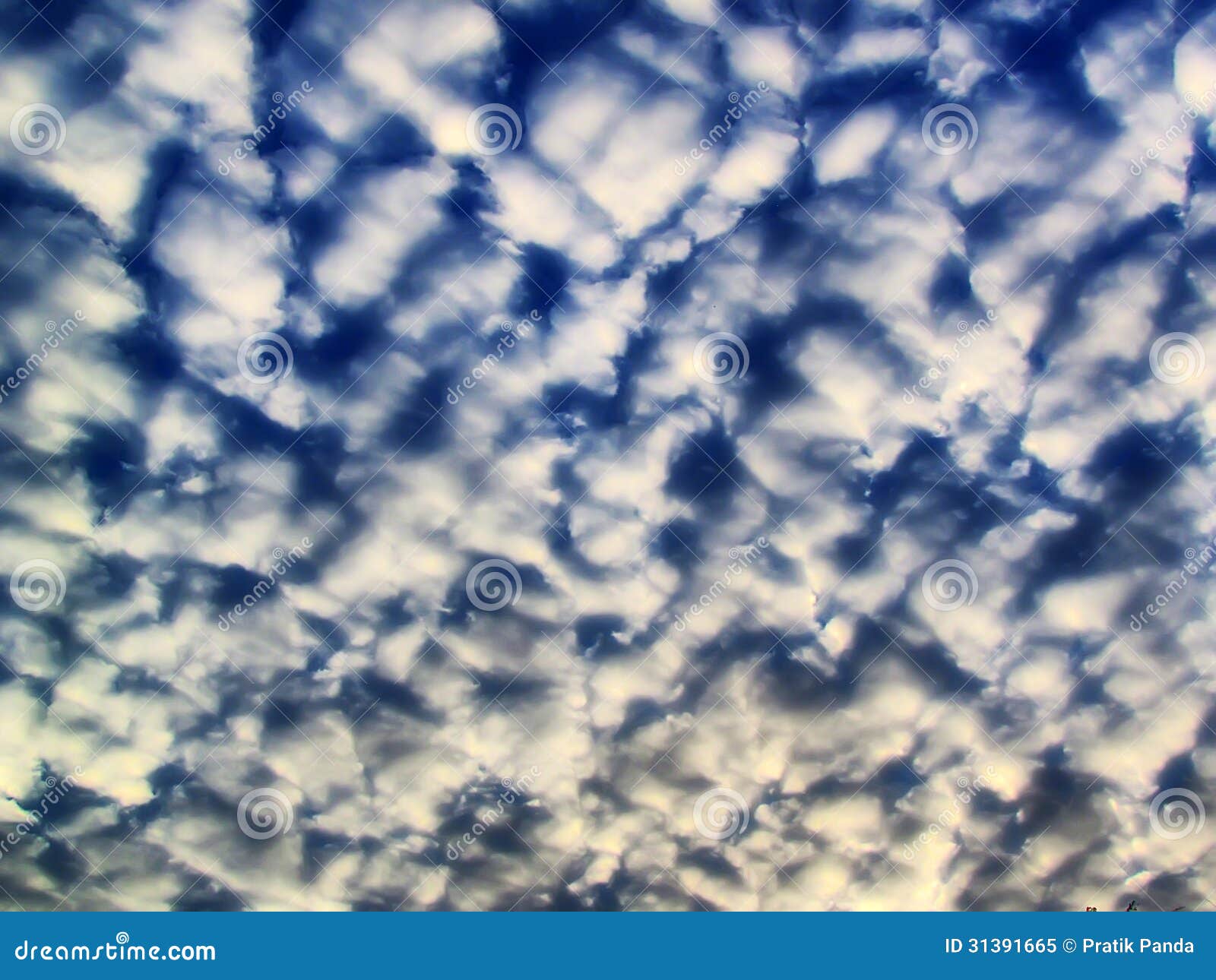 Dramatic Cumulus Summer Clouds Stock Image - Image of meteorology ...