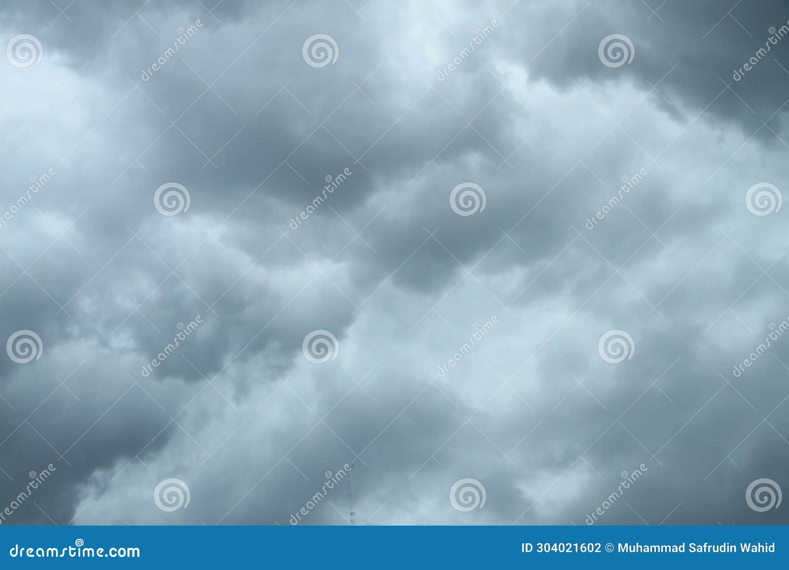 Dramatic, Dark, Blue Cloudy Sky Overlay, Sky-overlays. Dramatic Sky and ...
