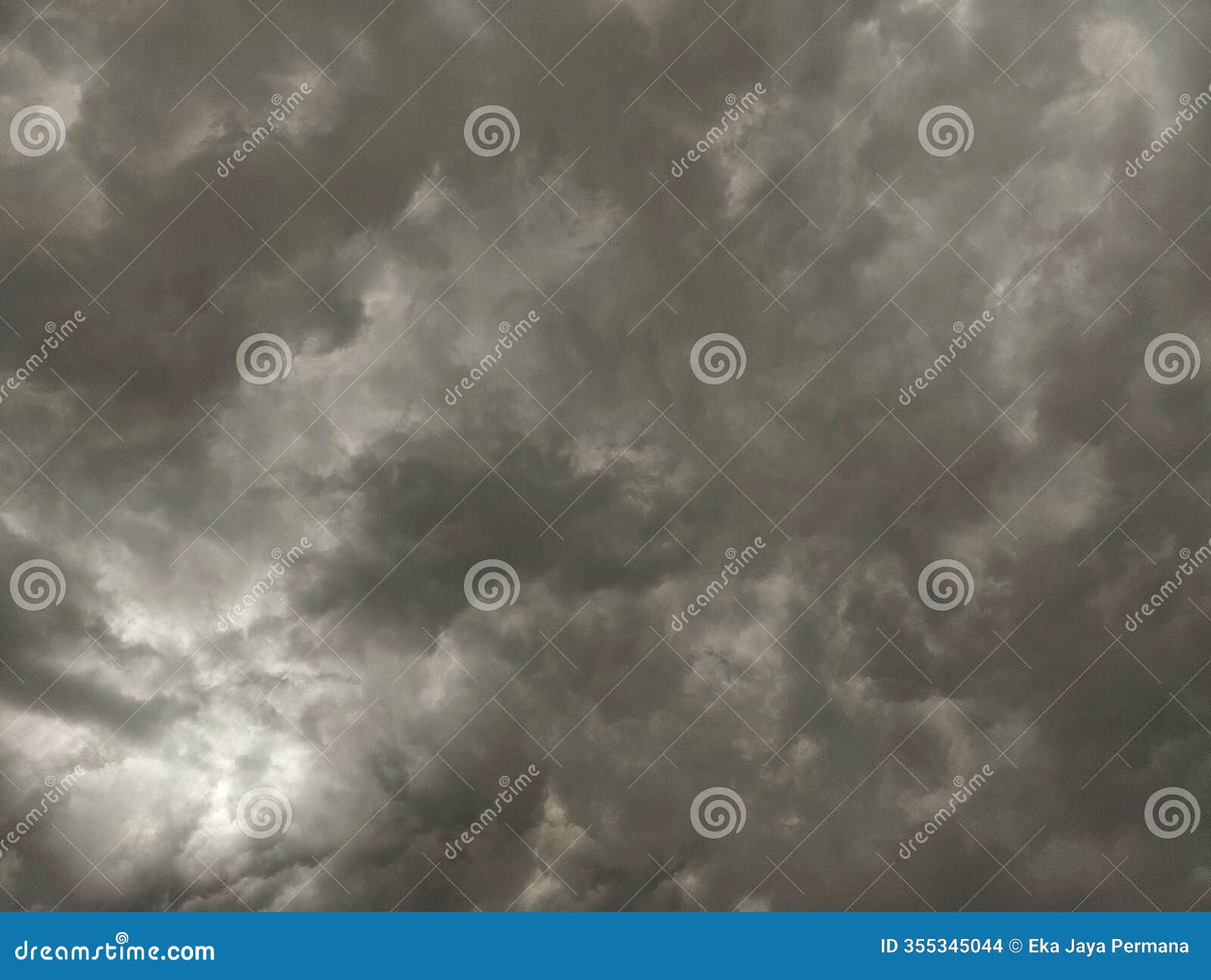 Dramatic Dark Clouds, Strom, and Strong Wind when Rain Falls in Rainy ...