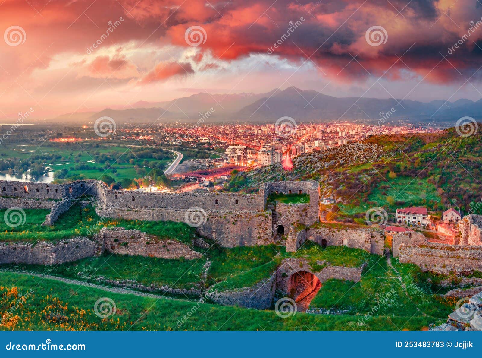 Dramatic Evening View of Ruins of Rozafa Castle. Wonderful Sunset in ...