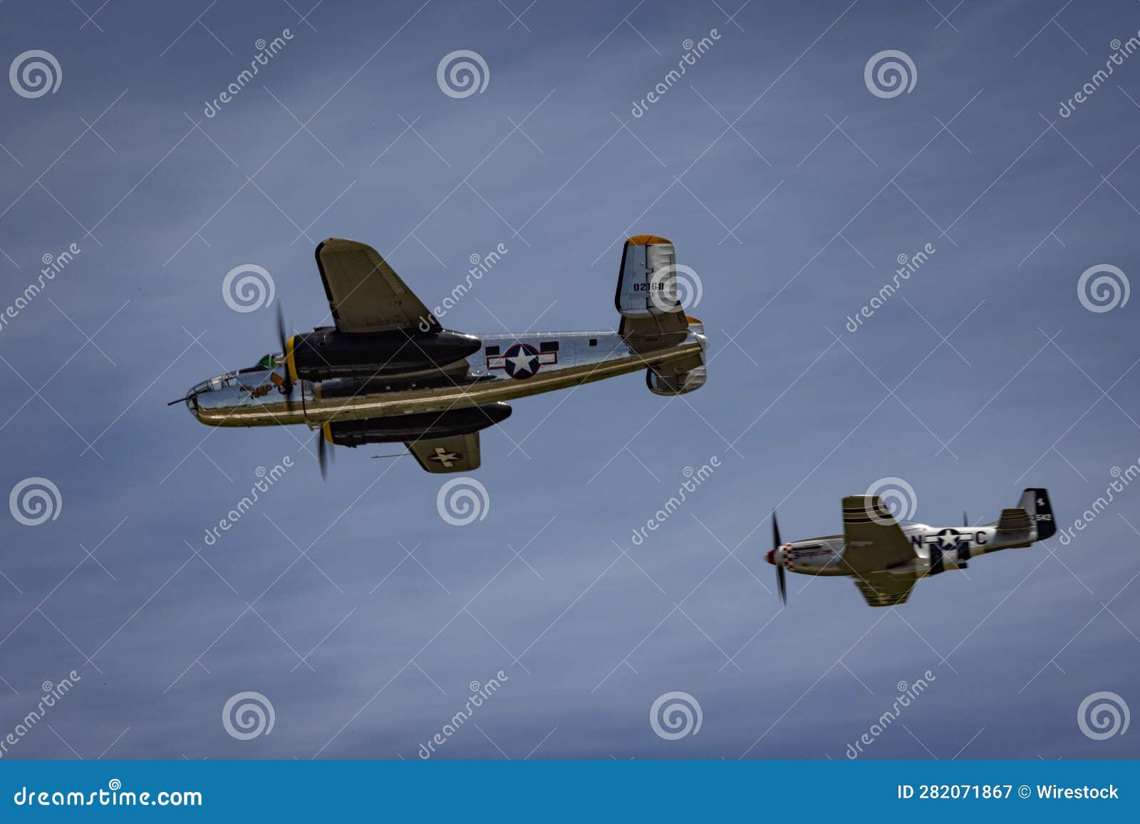 Dramatic Fighter Jets Soaring through the Sky Editorial Photography ...