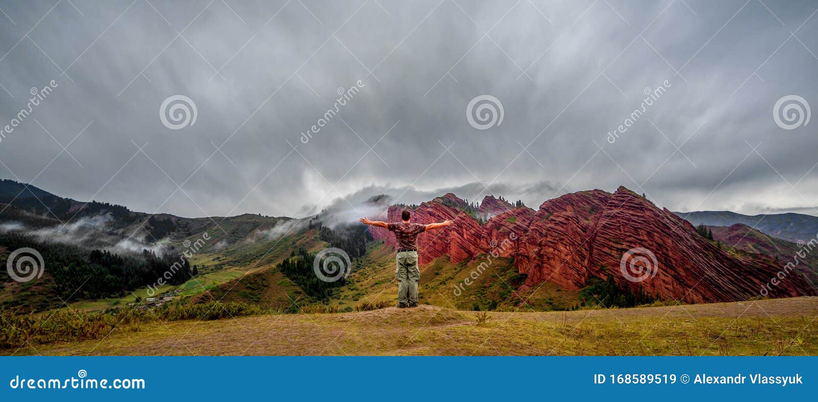 Dramatic Landscape on the Lake, Best View Stock Image - Image of dawn ...