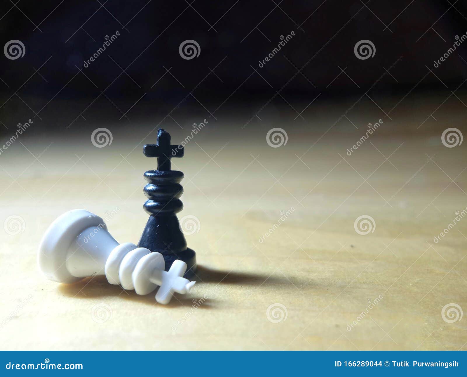 Dramatic Lighting, Illustration for Photo War or Politic Situation ...