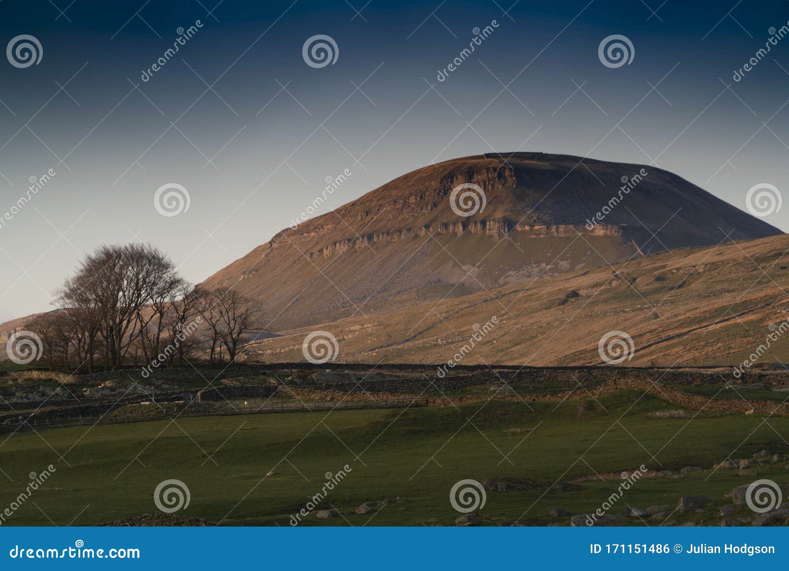 A Dramatic Low Angle Sot of Penyghent Lit by Autumn Able Sunset Stock ...