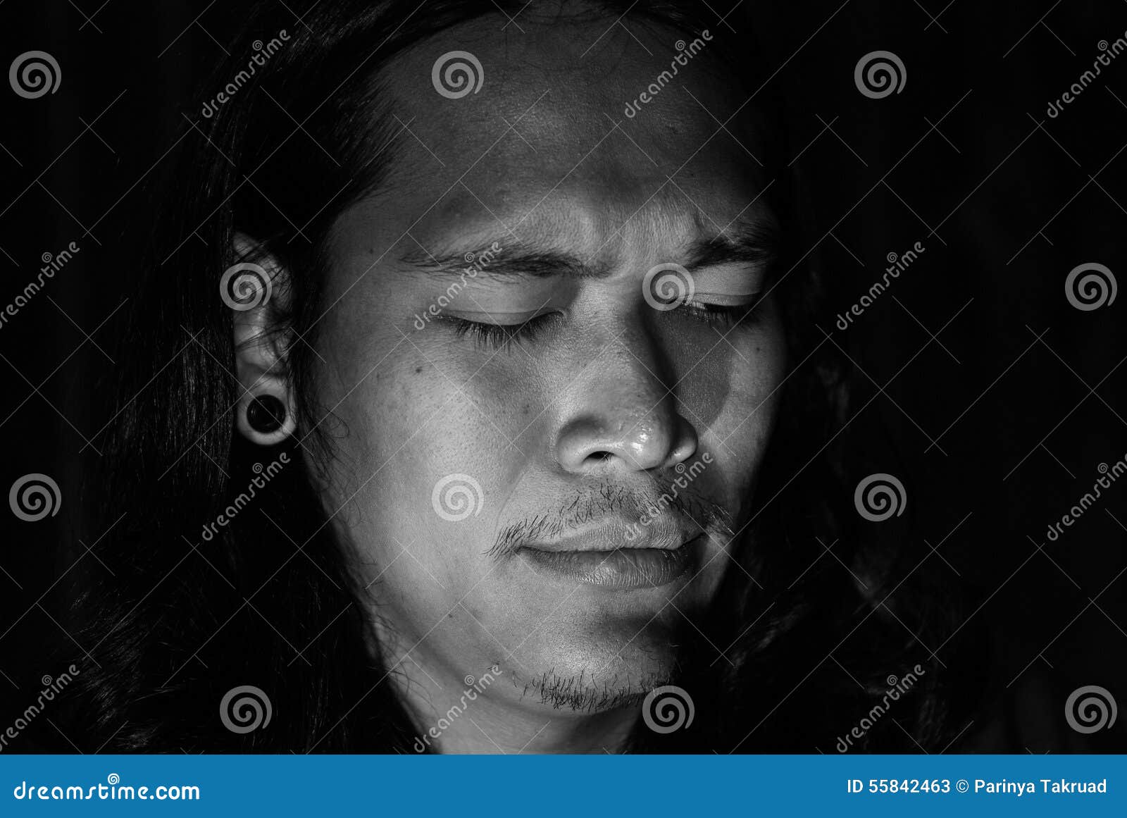 Dramatic Low Key Black and White Portrait Stock Image - Image of body ...