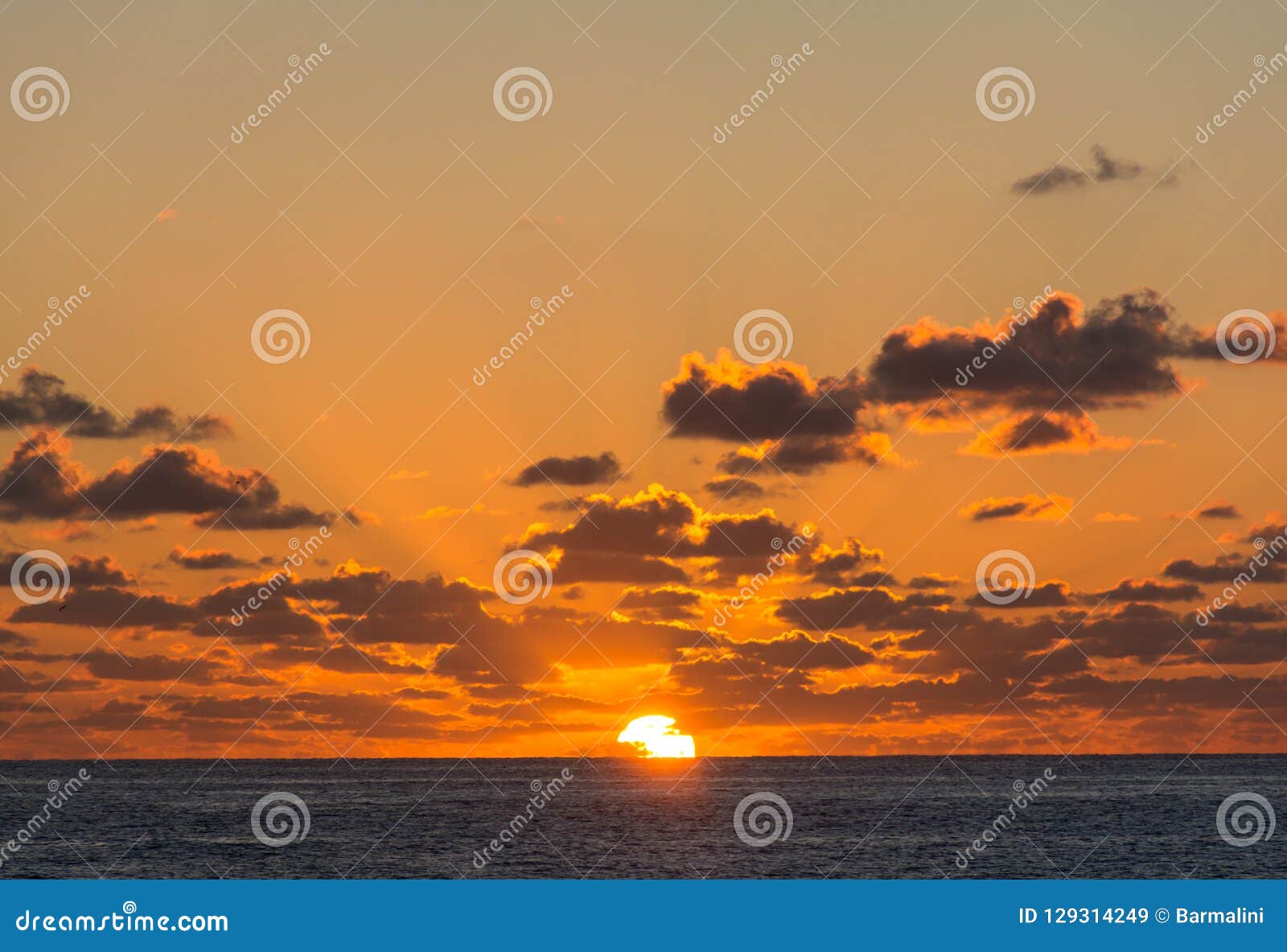 Dramatic Ocean View , Seascape, Sun S Rays Pass through Clouds Stock ...