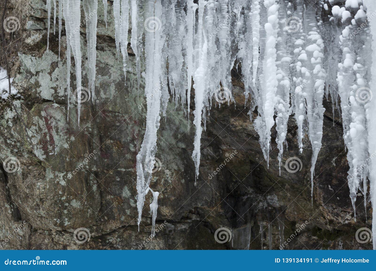 Dramatic Patterns in the Ice at Blackledge Falls Park, Connecticut ...