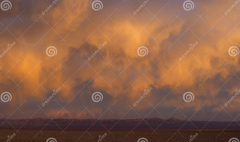 Dramatic red clouds stock photo. Image of flatland, highlands - 35035654