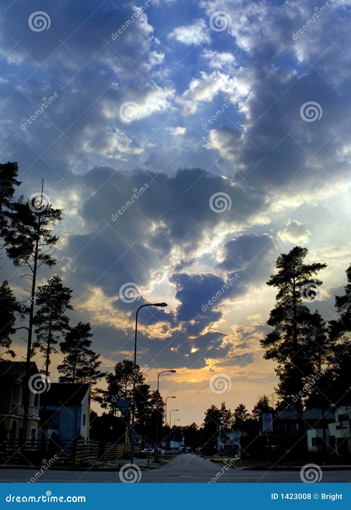 Dramatic sky stock photo. Image of nothern, dramatic, sunset - 1423008
