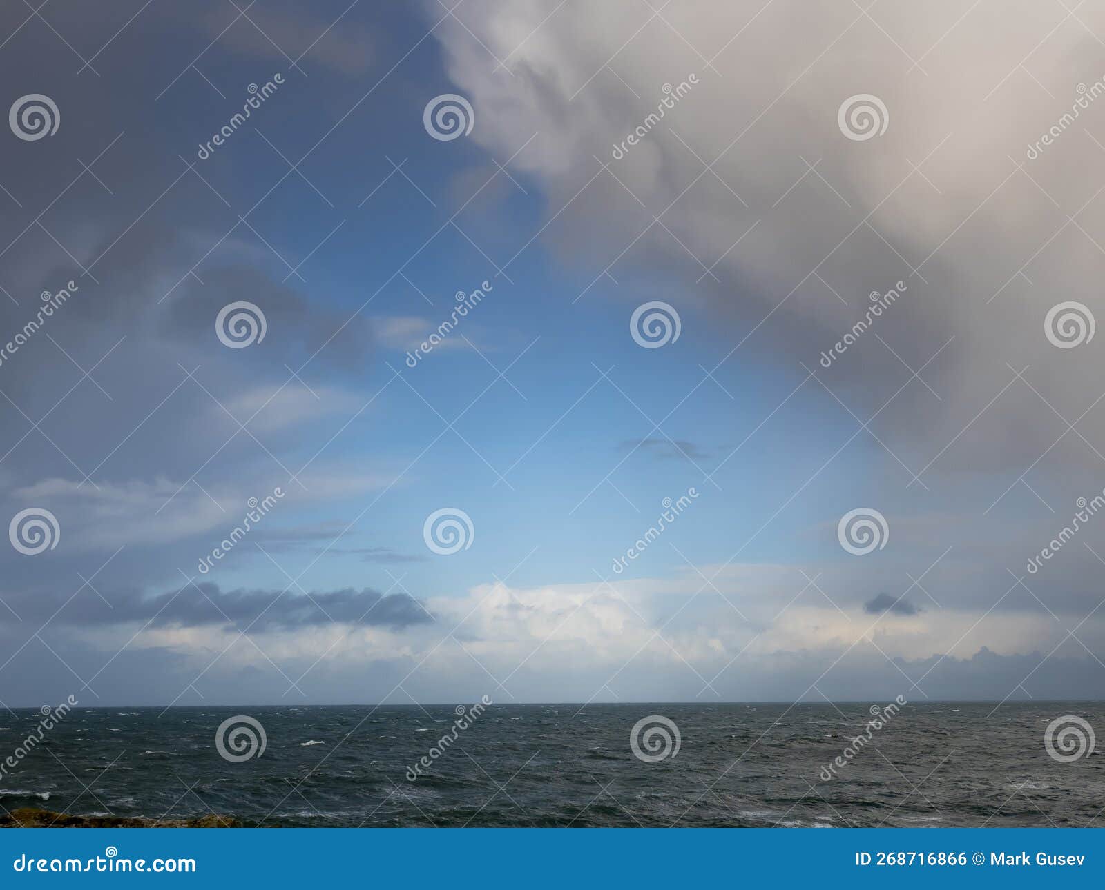 Dramatic Sky Over Ocean Surface. Nature Scene with Depth Stock Photo ...