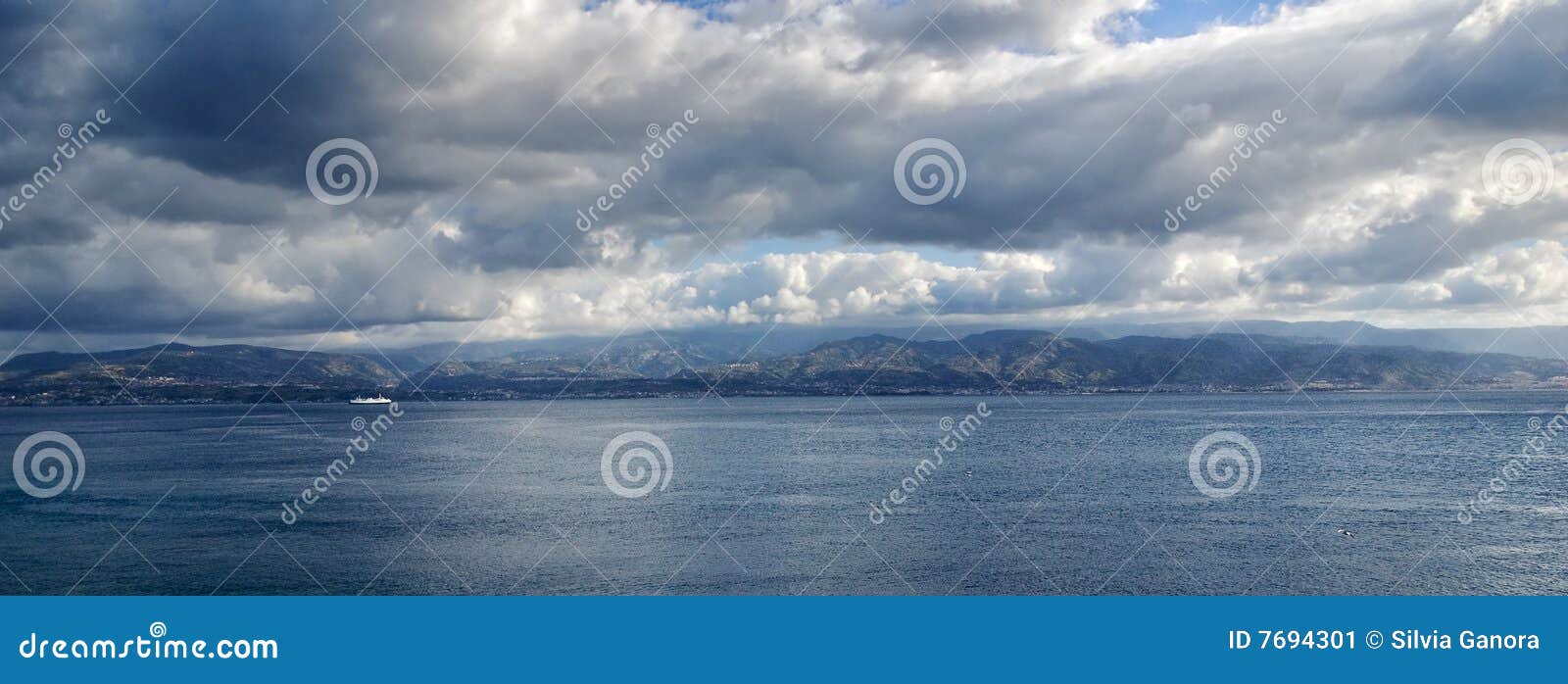 Dramatic sky over sea stock image. Image of cloudy, seascape - 7694301