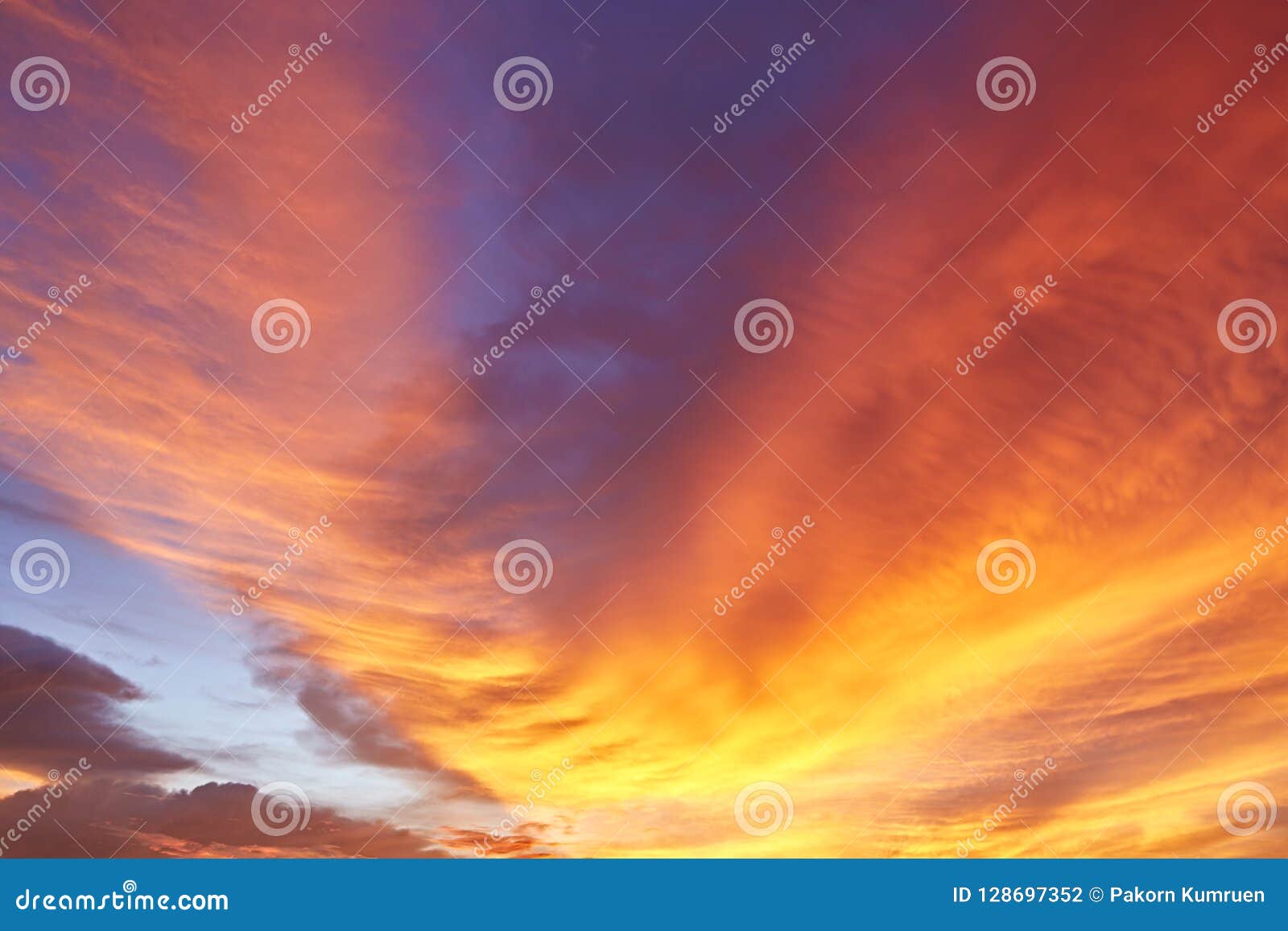 Dramatic Sky and Sun Rays Background Stock Photo - Image of beautiful ...