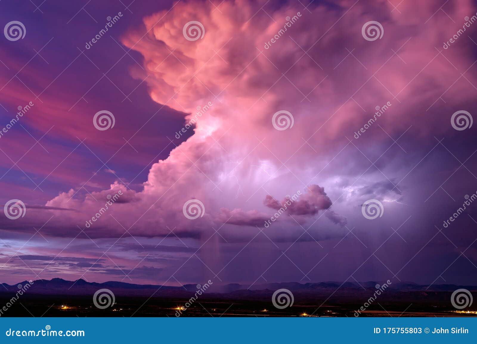 Dramatic Sky with Thunderstorm Cumulonimbus Clouds Stock Image - Image ...