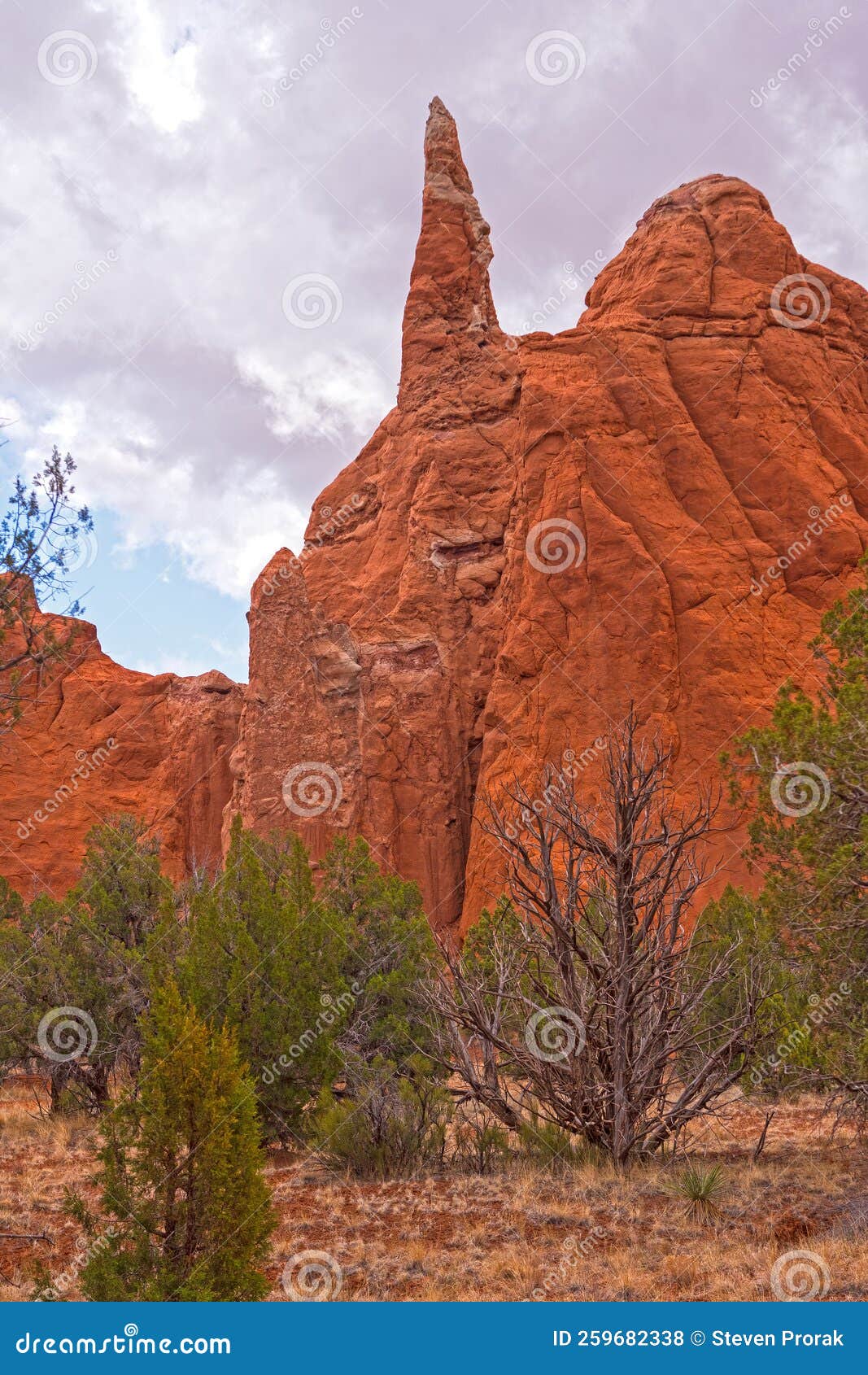 Dramatic Spires in the Desert Stock Photo - Image of unusual, geology ...