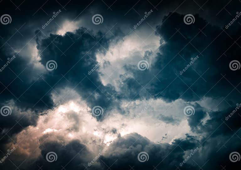 Dramatic Storm Clouds Background Stock Image - Image of thundery ...