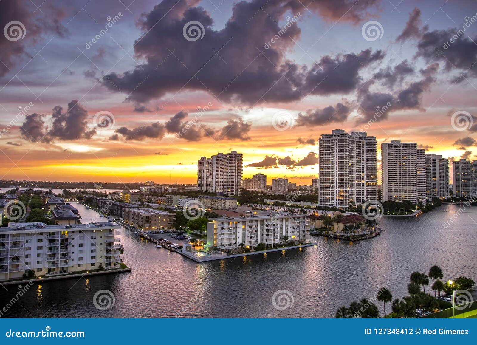 Dramatic Sunset in Miami Florida with Some Hint of Warmth and Magenta ...
