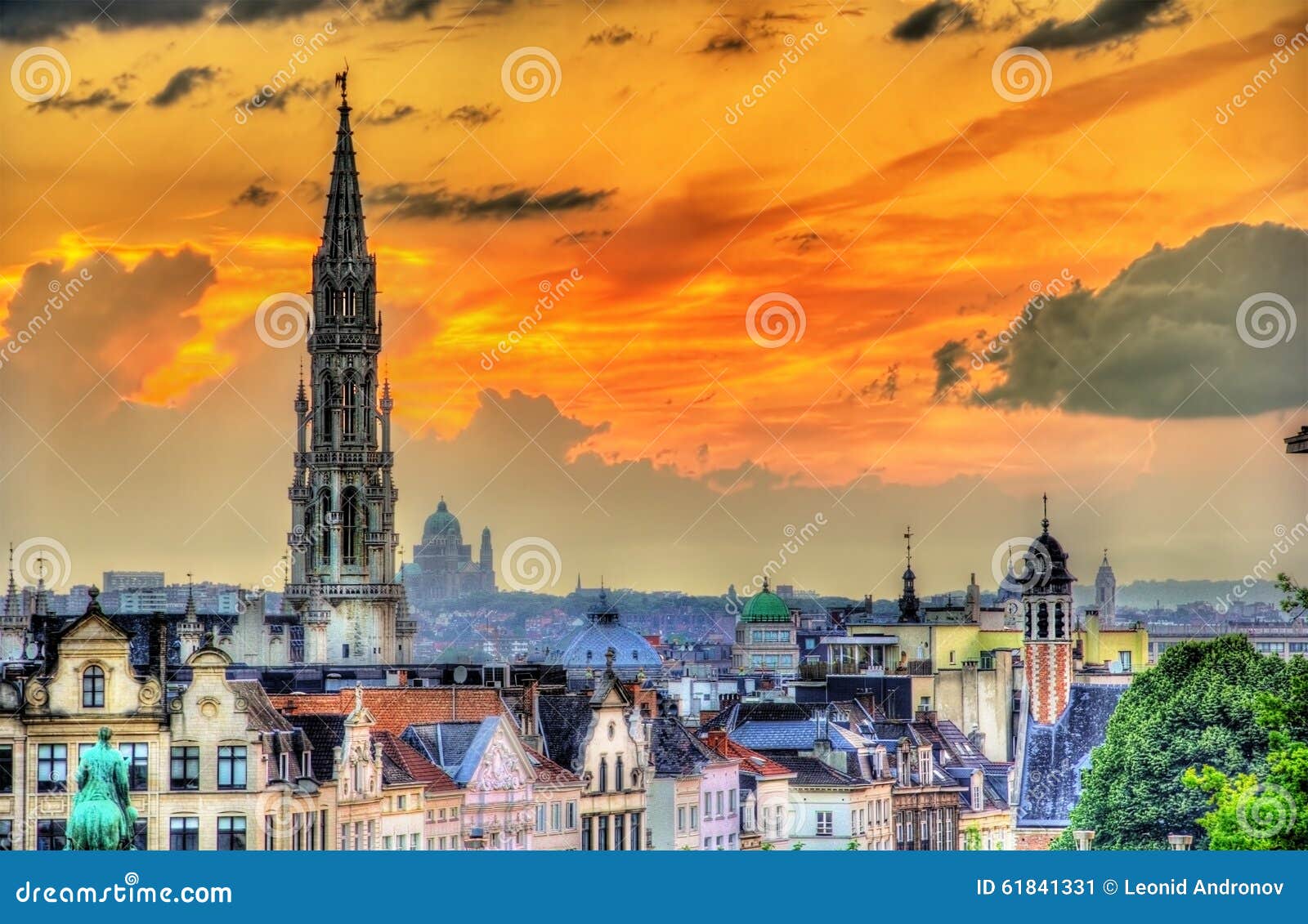 Dramatic Sunset Over Brussels Stock Image - Image of famous, building ...