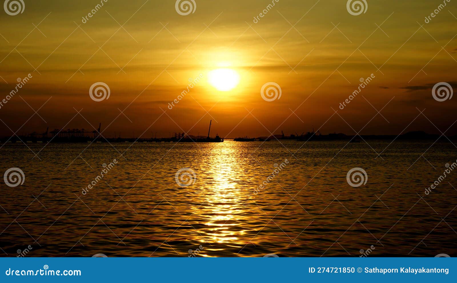 Dramatic Sunset Sky with Dramatic Sunset Clouds Over the Sea. Stock ...