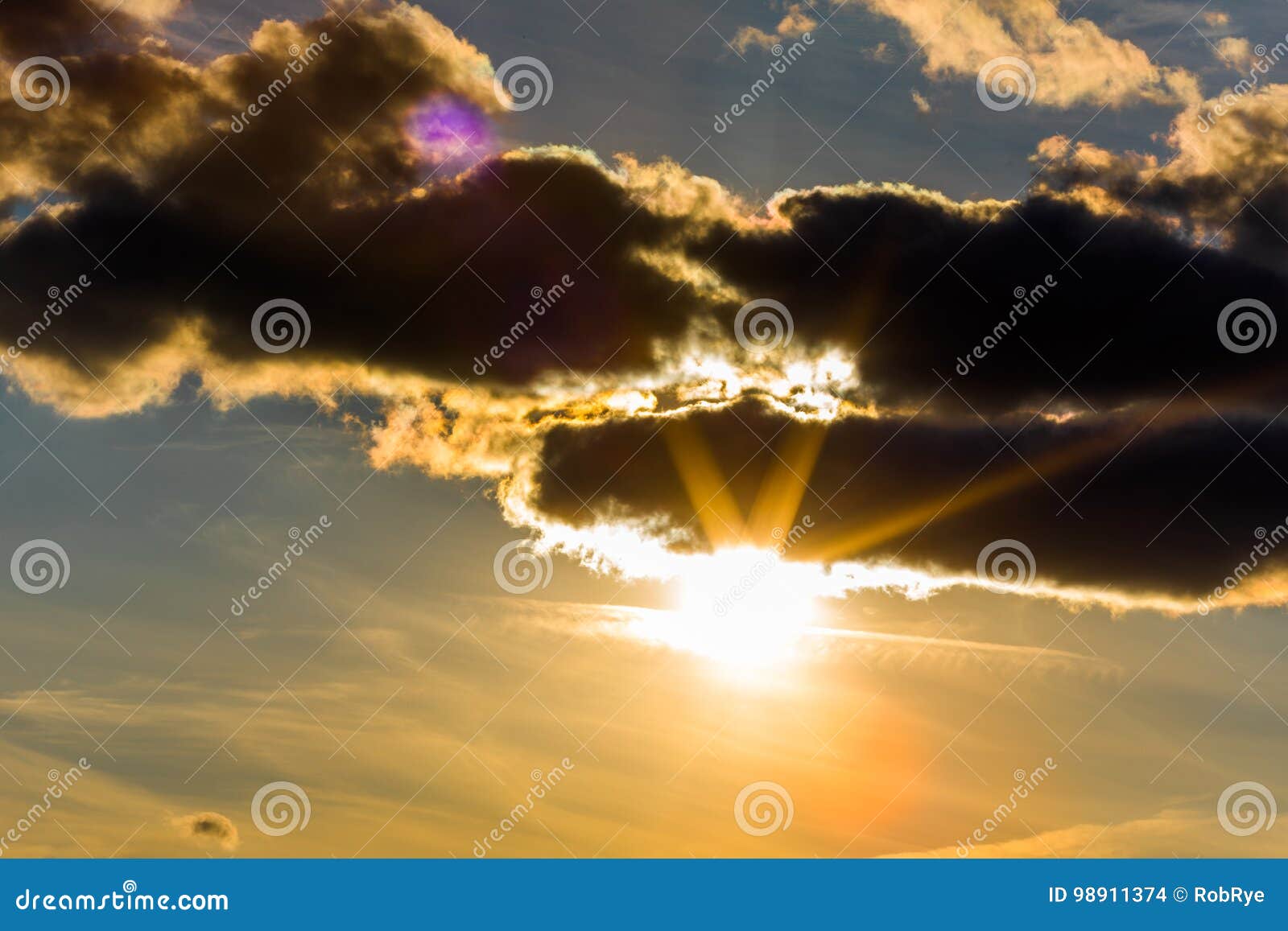 Dramatic Sunset Sky with Clouds and Sun Rays Stock Photo - Image of ...