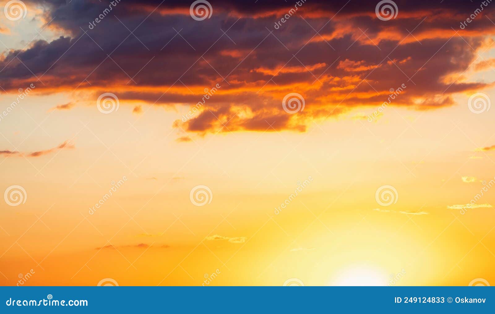 Dramatic Sunset and Sunrise Sky with Pink Clouds Stock Image - Image of ...