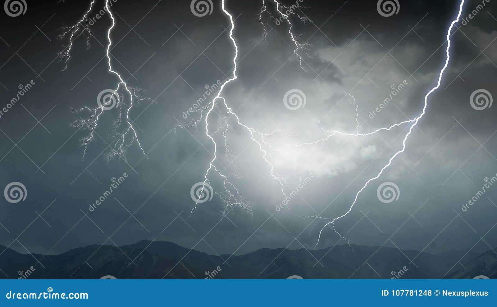 Dramatic Thunder Background Stock Photo - Image of storm, meteorology ...