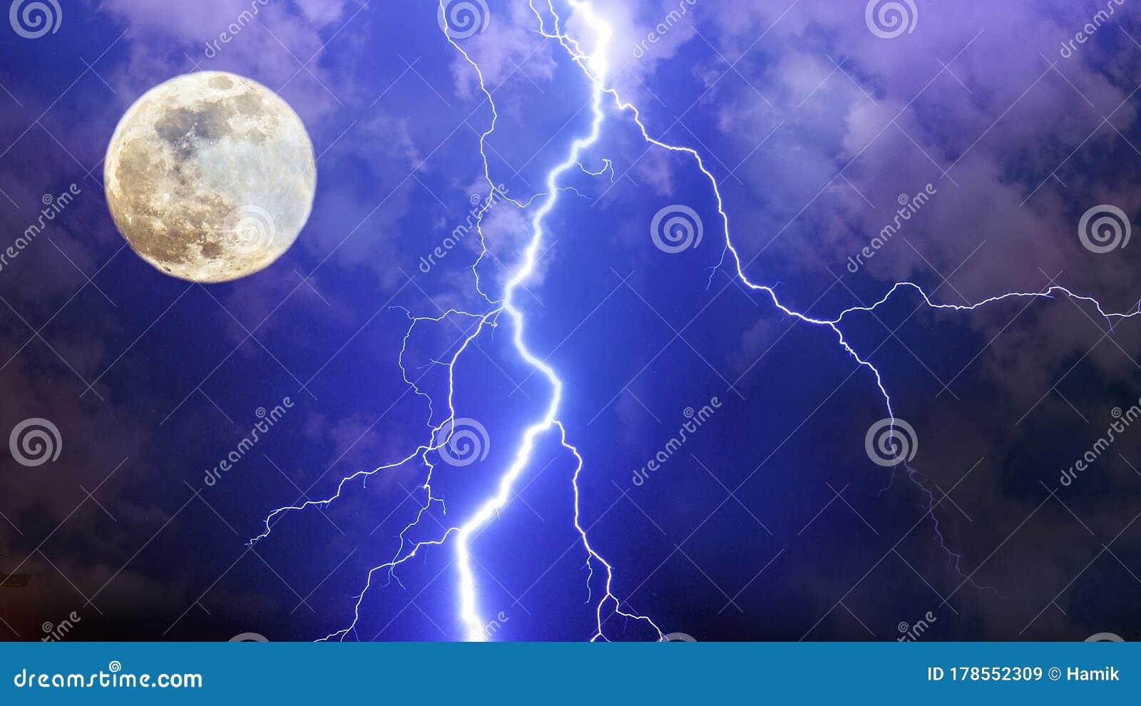 A Thunderstorm In The Night Sky Is A Majestic And Breathtaking Sight Of ...