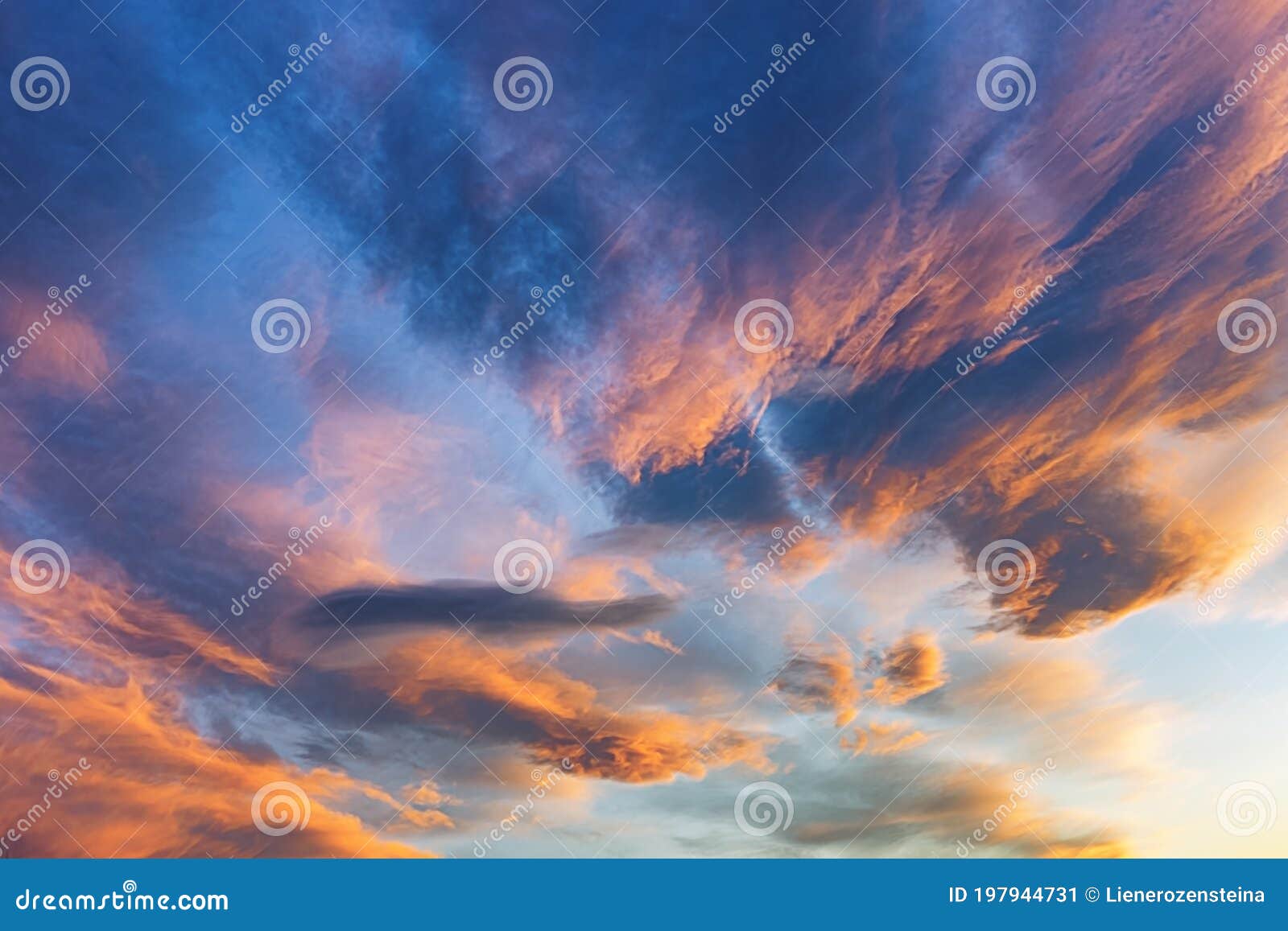 Dramatic View of the Dark Overcast Sunset Sky. Beautiful World Stock ...