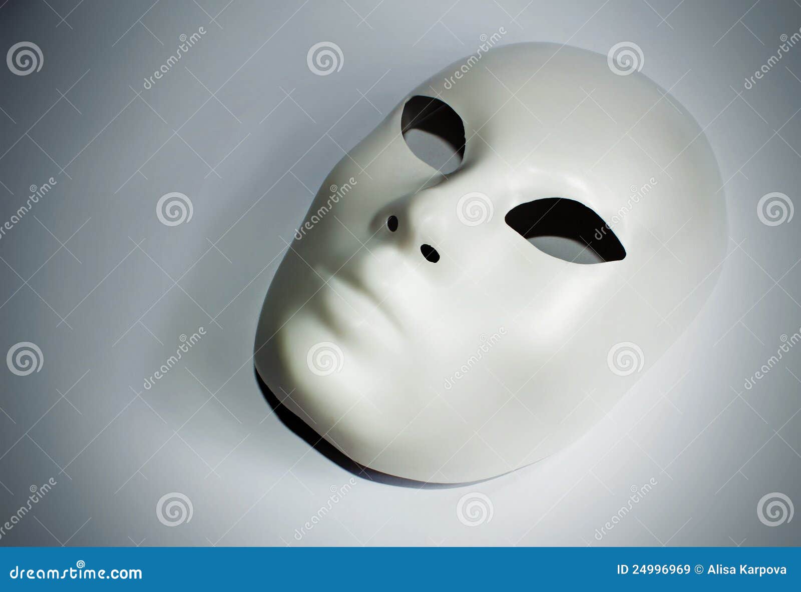 Dramatisch Theaterconcept Met Het Witte Masker Stock Afbeelding - Image ...