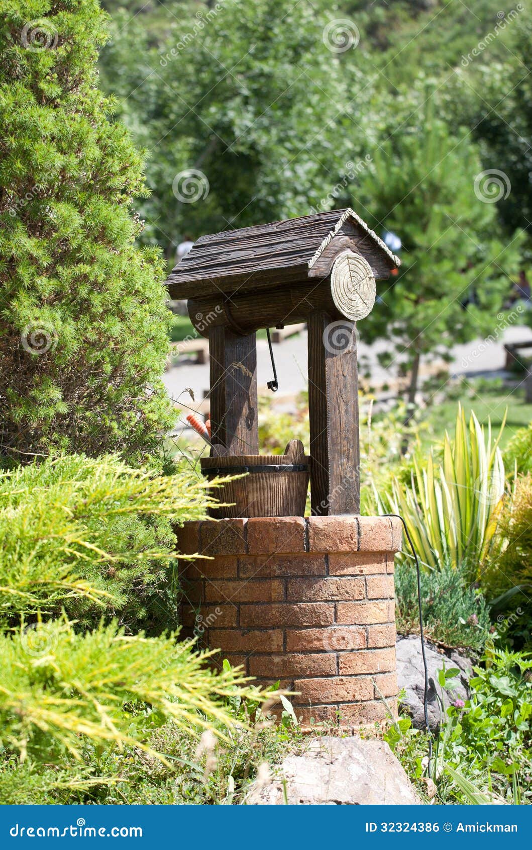 Draw-well stock photo. Image of farm, device, fountain - 32324386