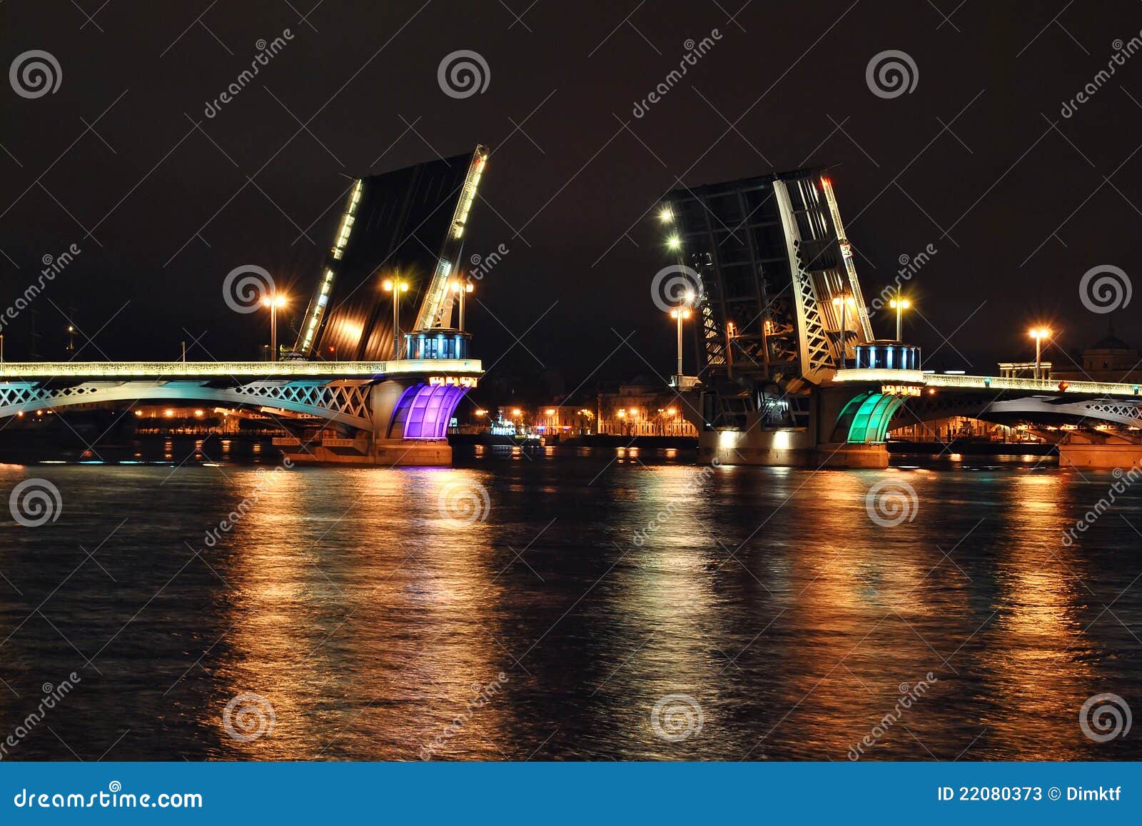 Drawbridge in the night stock image. Image of beautiful - 22080373