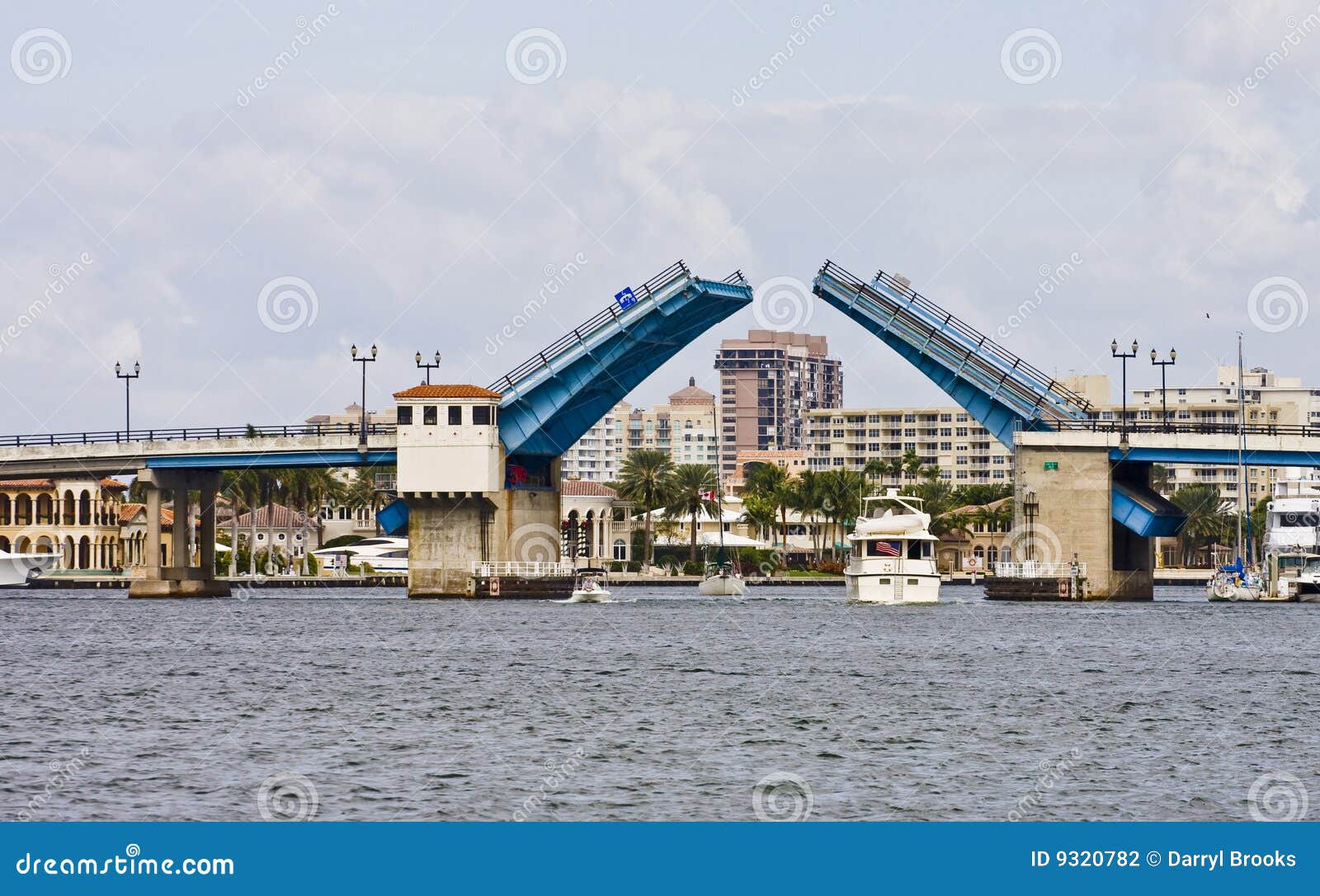 Drawbridge Open stock photo. Image of boat, boats, drawbridge - 9320782