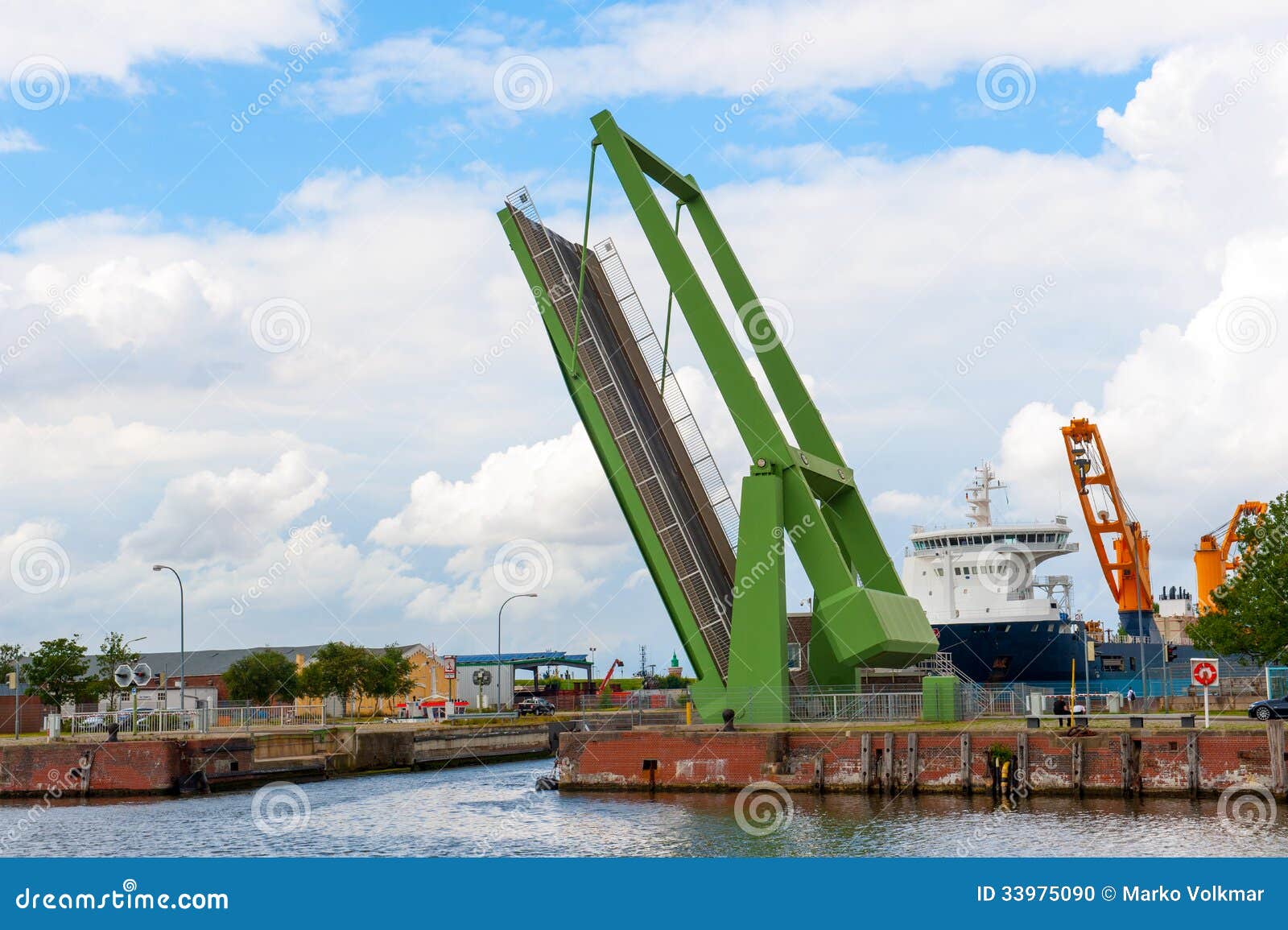 Drawbridge stock photo. Image of canal, germany, harbor - 33975090